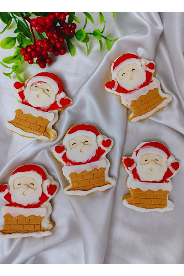 Maku home Santa Claus / Santa Claus Coming Out of the Chimney / New ...