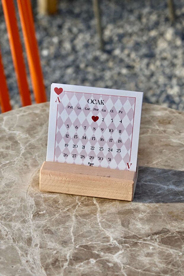 Paper Lab Studio Royal Deck – Kartlı İskambil Masa Takvim - Fiyatı ...