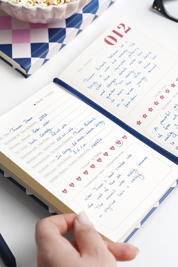 Matt Notebook Film & Dizi Günlüğü - Movie & Series Journal Lacivert ...