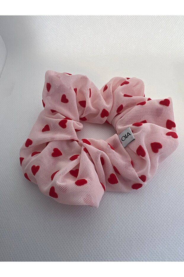 OIA Atelier Şeker Pembe Kırmızı Kabartma Kalp Detay Scrunchie Lastik ...