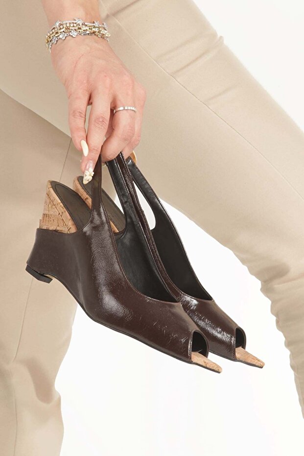 asmi shoes Kadın Feta Kahverengi 7 Cm Topuklu Arkası Açık Ayakkabı ...