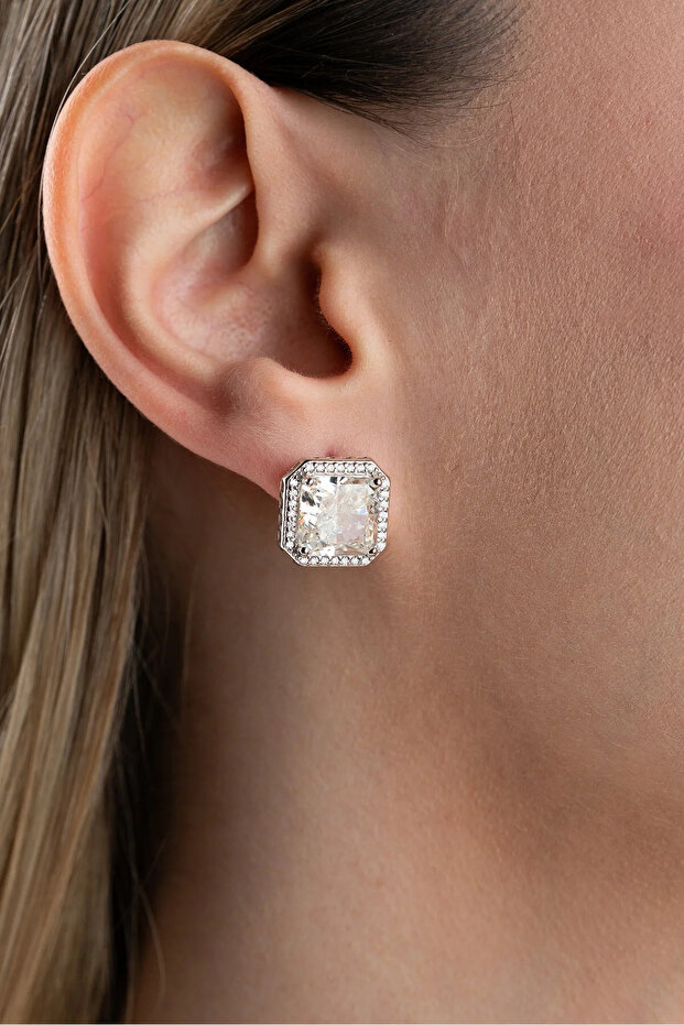 ÇEKİRDEK JEWELRY 925 Ayar Gümüş Baget Taşlı Kare Küpe – Zirkon Taşlı ...