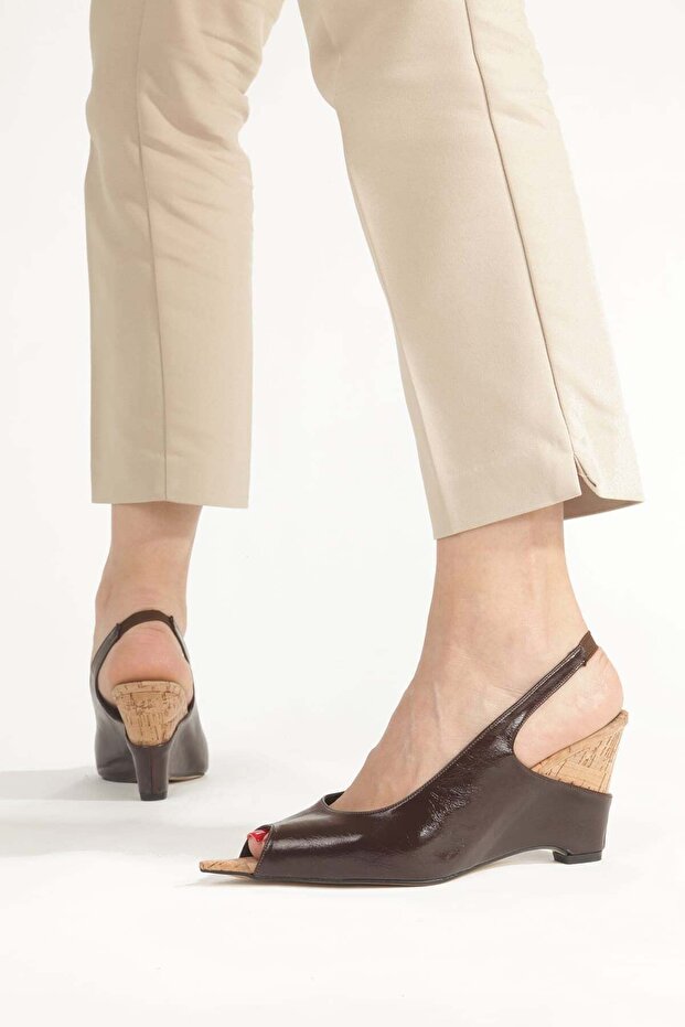asmi shoes Kadın Feta Kahverengi 7 Cm Topuklu Arkası Açık Ayakkabı ...