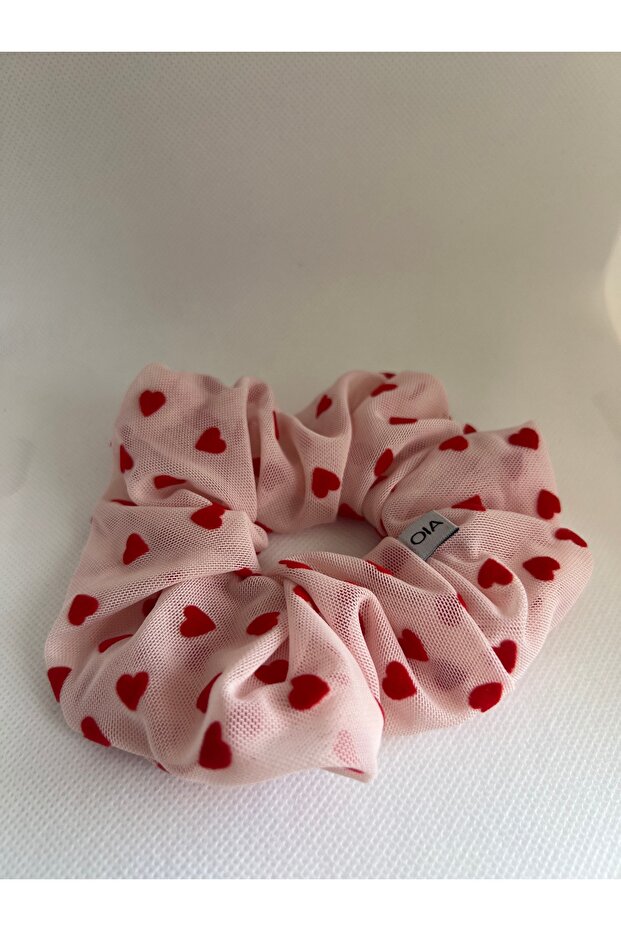OIA Atelier Şeker Pembe Kırmızı Kabartma Kalp Detay Scrunchie Lastik ...