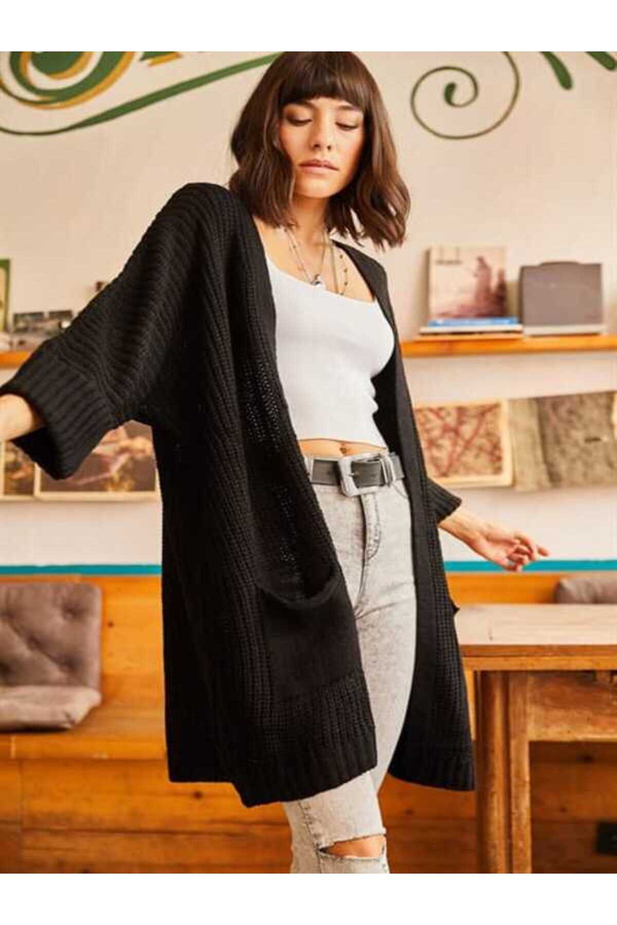 PINDIK BUTİK Kadın Siyah Kol Katlamalı Cepli Salaş Triko Hırka Fiyatı ...