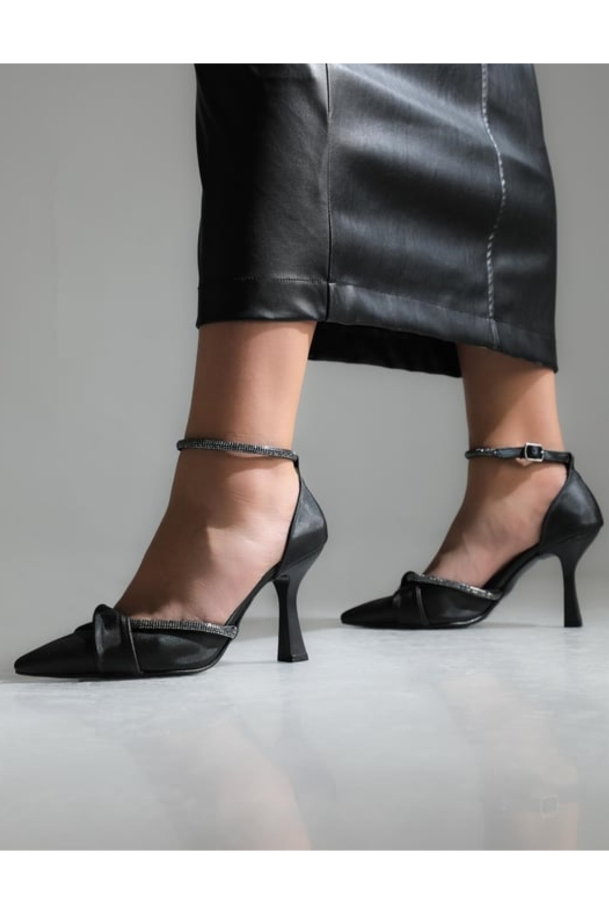 CHAMBERRY Siyah taşlı biyeli abiye ayakkabı Fiyatı, Yorumları - Trendyol