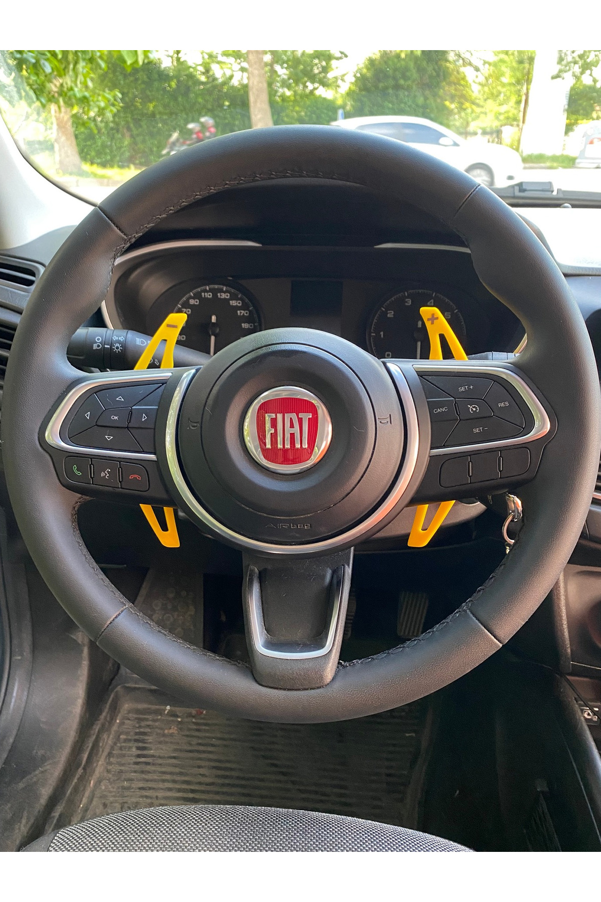 Oto Aksesuarcım F1 Vites Kulakçığı Pedal Shift Pleksi Süs Sarı Fiyatı ...