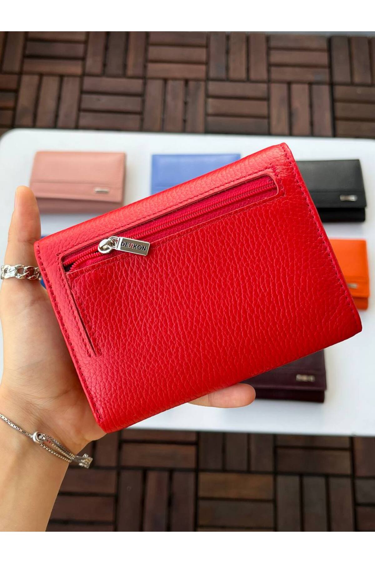 Derkon LOVELY MODEL HAKİKİ DERİ ORTA BOY KADIN CÜZDANI KIRMIZI Fiyatı ...