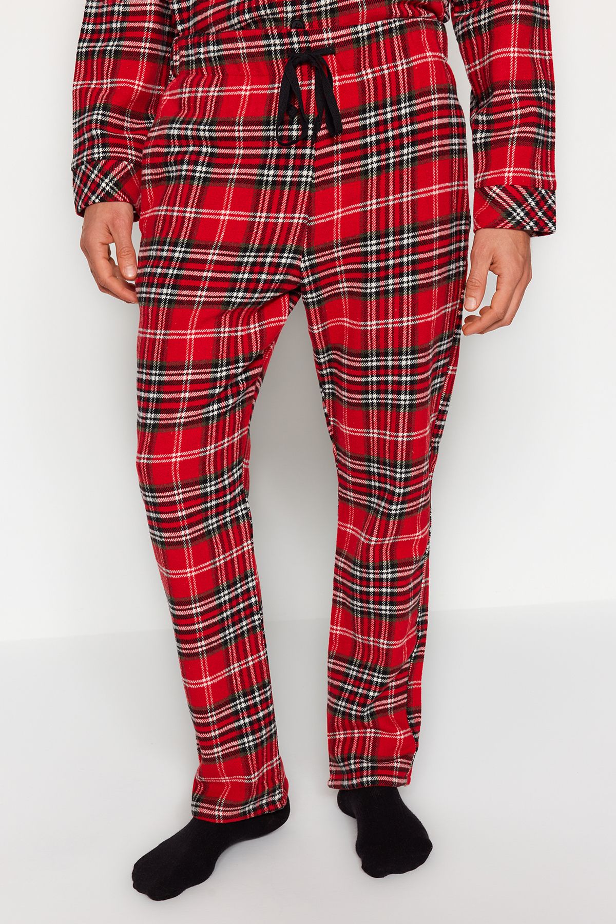 Trendyol Collection Rotes Herren Pyjama Set Mit Normaler Passform Und