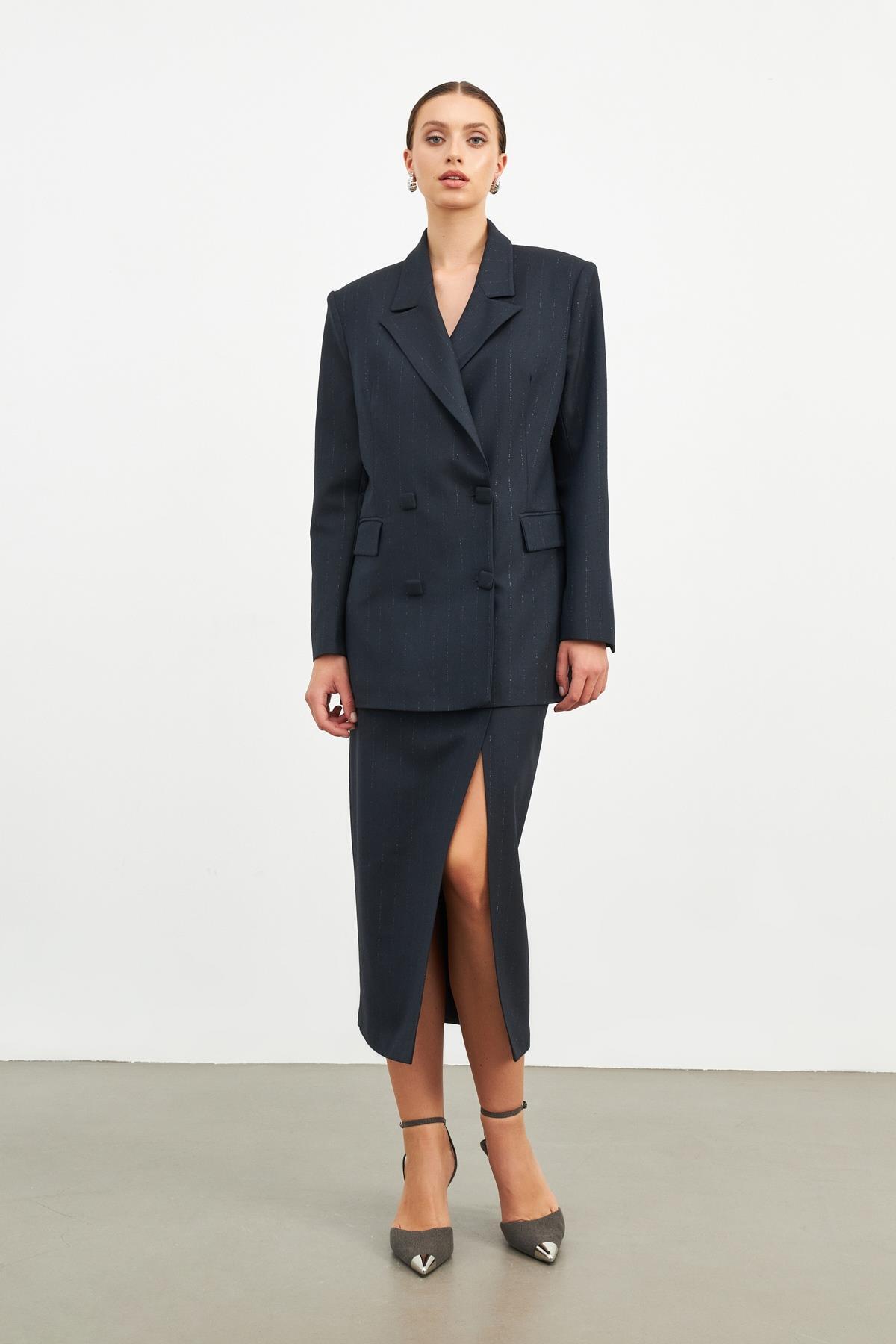 Setre Lacivert Düğme Detaylı Ceket Ve Yırtmaç Detaylı Etekli Takım ...