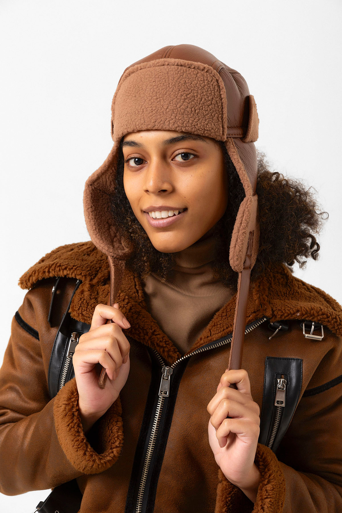 MARBERRY Taba Suni Deri Kulaklıklı Pilot Kadın Şapka Fiyatı, Yorumları ...