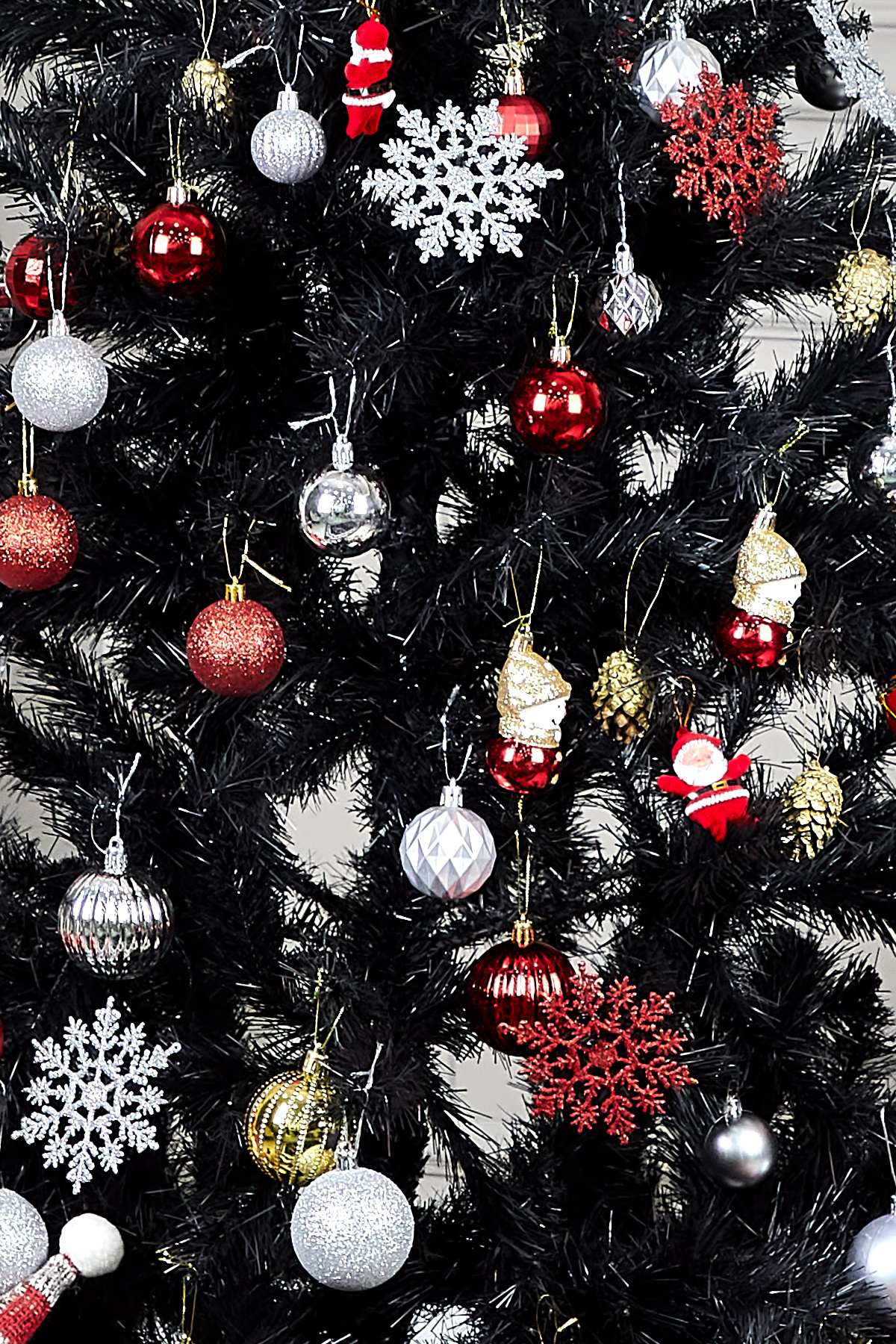 Waldern Luxury Yılbaşı Siyah Çam Ağacı 150 CM 260 Dal Plastik Ayaklı ...