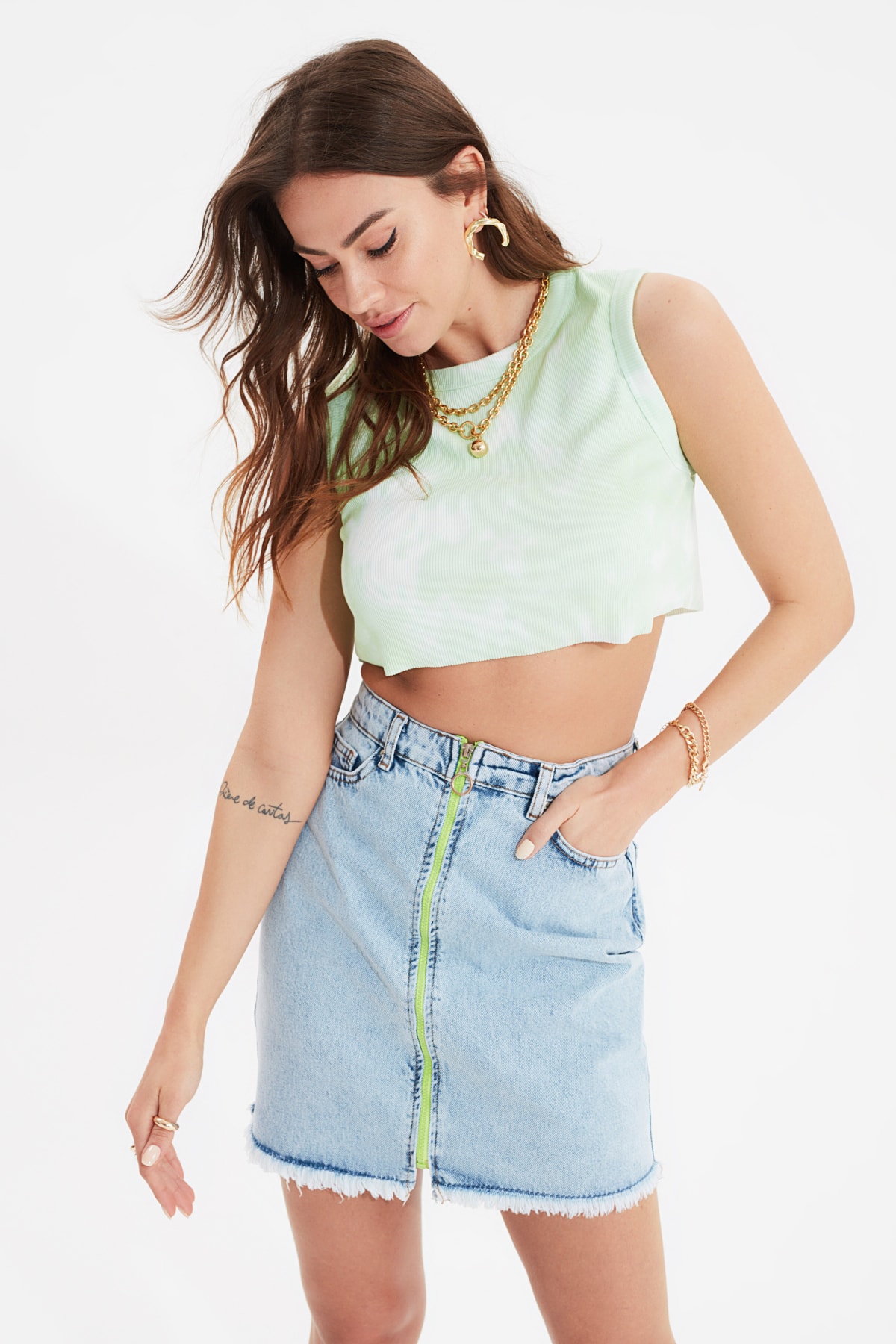 Trendyolmilla Mavi Fermuar Detaylı Mini Denim Etek TWOSS21ET0564 Fiyatı ...