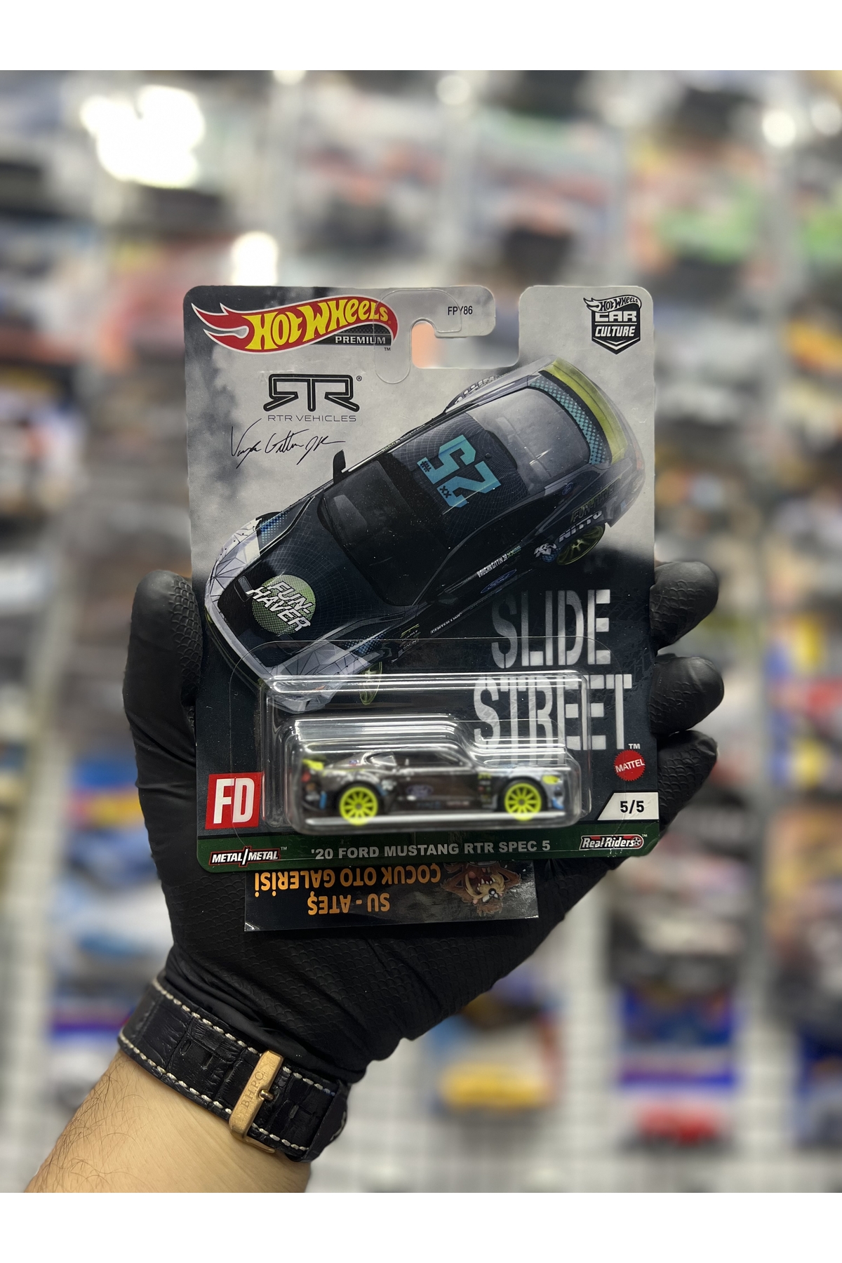 HOT WHEELS Premium Car Culture Slide Street '20 Ford Mustang Fiyatı ...