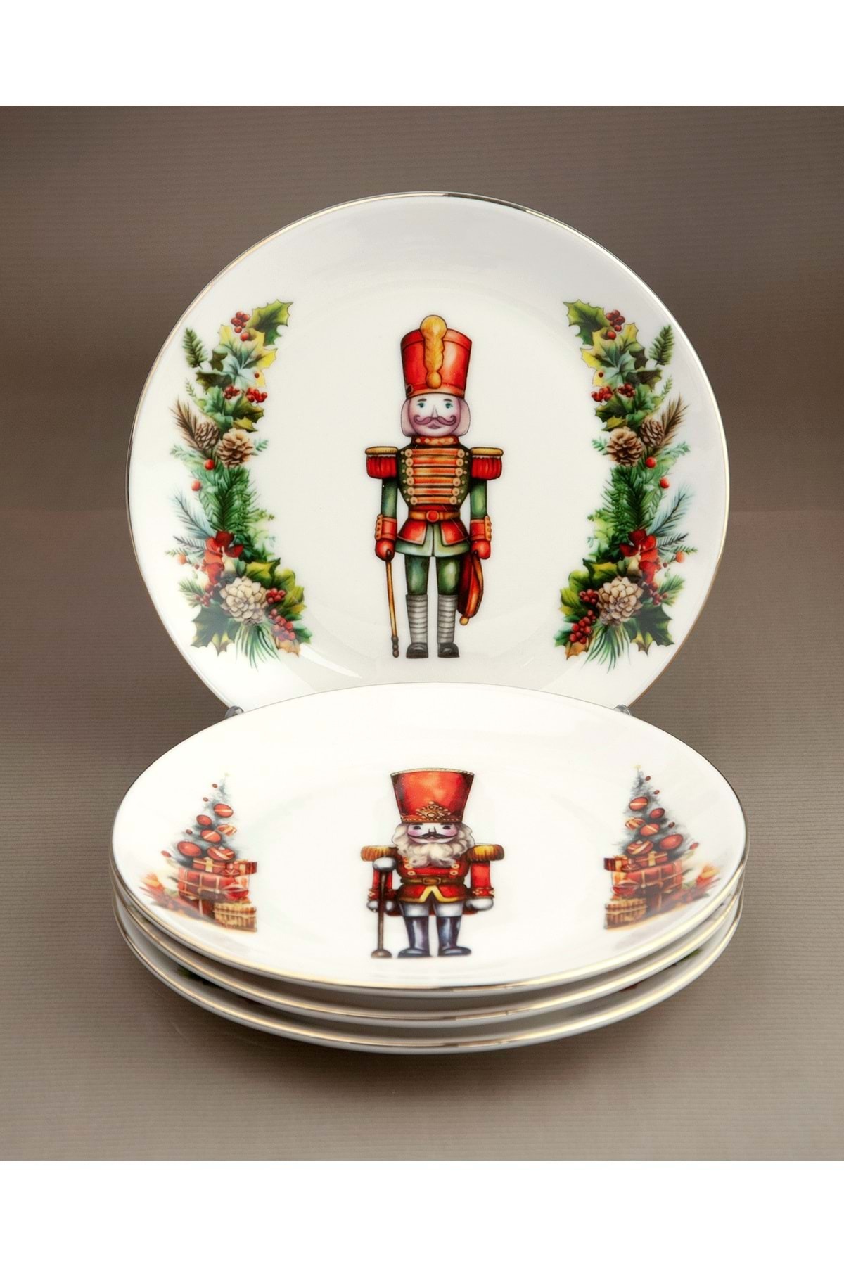 Bursa Porselen Dekor Nutcrackers gold 4 parça pasta tabağı Fiyatı ...
