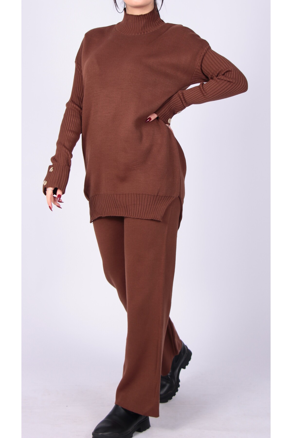 SHARON MODA Kadın Mevsimlik İnce Kumaş Triko Takım Düğme Detaylı Fiyatı ...