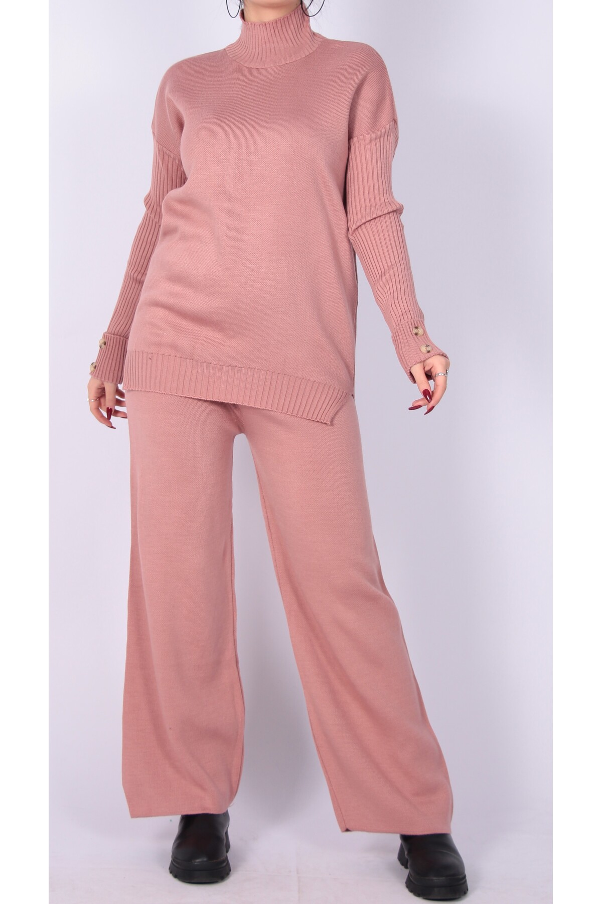 SHARON MODA Kadın Mevsimlik İnce Kumaş Triko Takım Düğme Detaylı Fiyatı ...