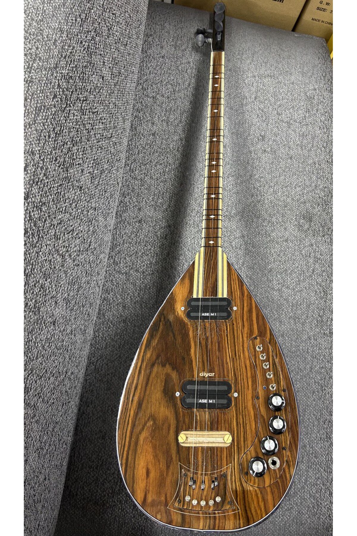 Diyar Saz Evi PROFESYONEL LESLİLİ ELEKTRO BAĞLAMA - Fiyatı, Yorumları