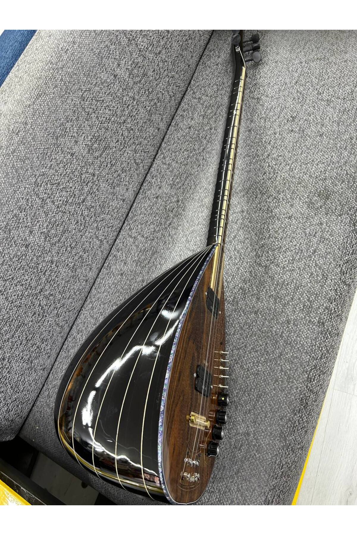 Diyar Saz Evi PROFESYONEL LESLİLİ ELEKTRO BAĞLAMA - Fiyatı, Yorumları