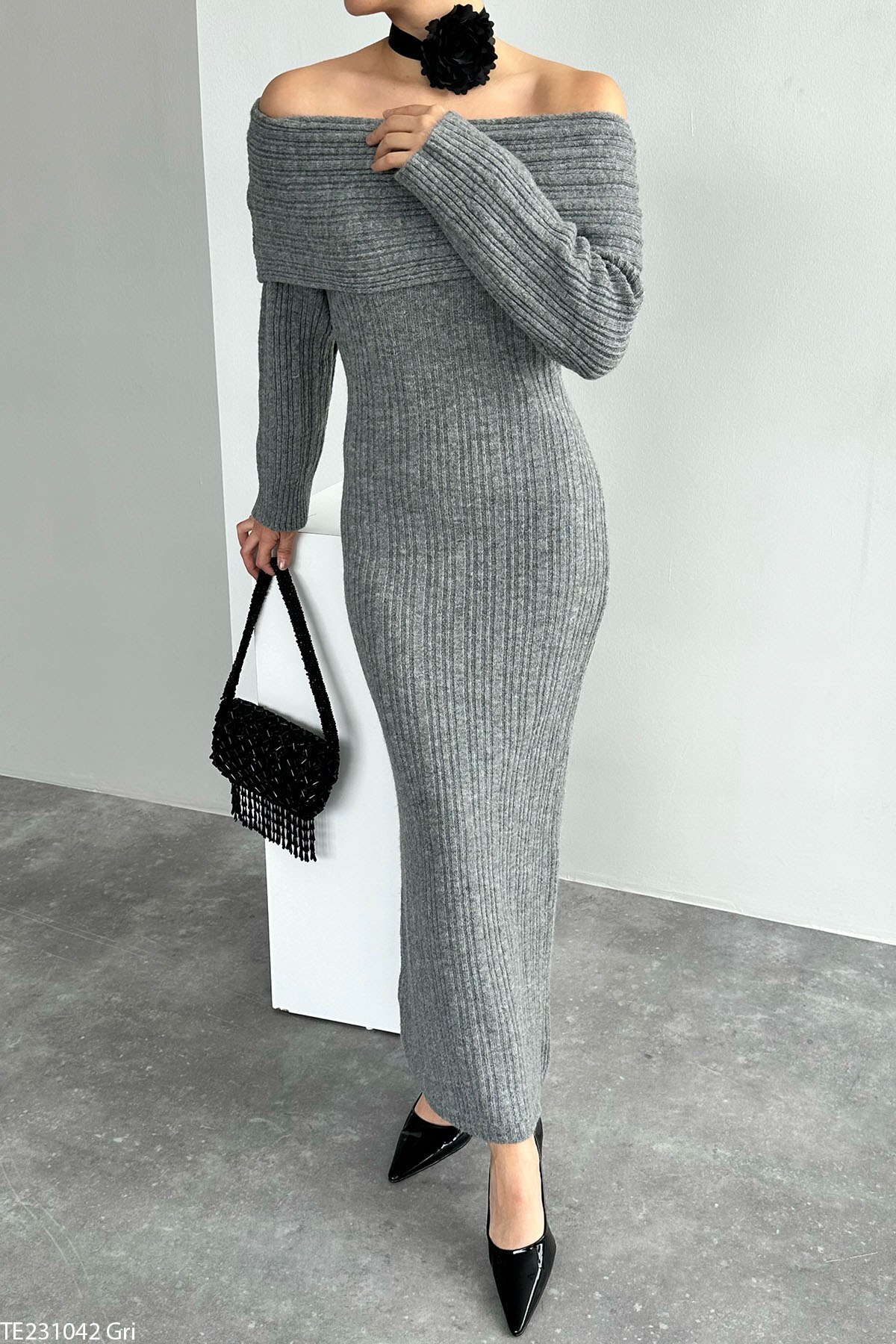 binoi butik Kadın Füme Omuz Açık Uzun Elbise Fiyatı, Yorumları - Trendyol