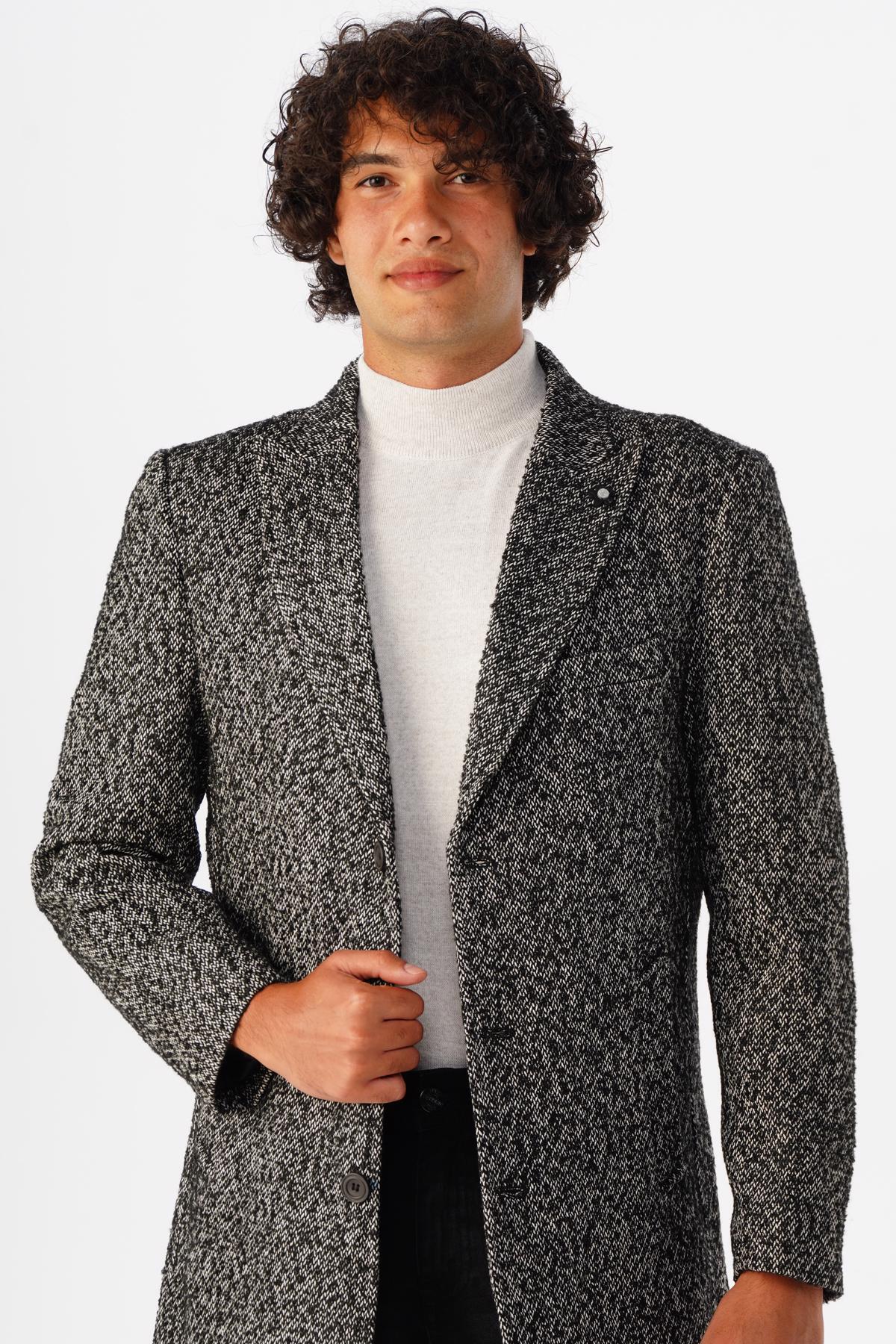 SÜVARİ Sivri Yaka Regular Kalıp Armürlü Kaban Fiyatı, Yorumları - Trendyol