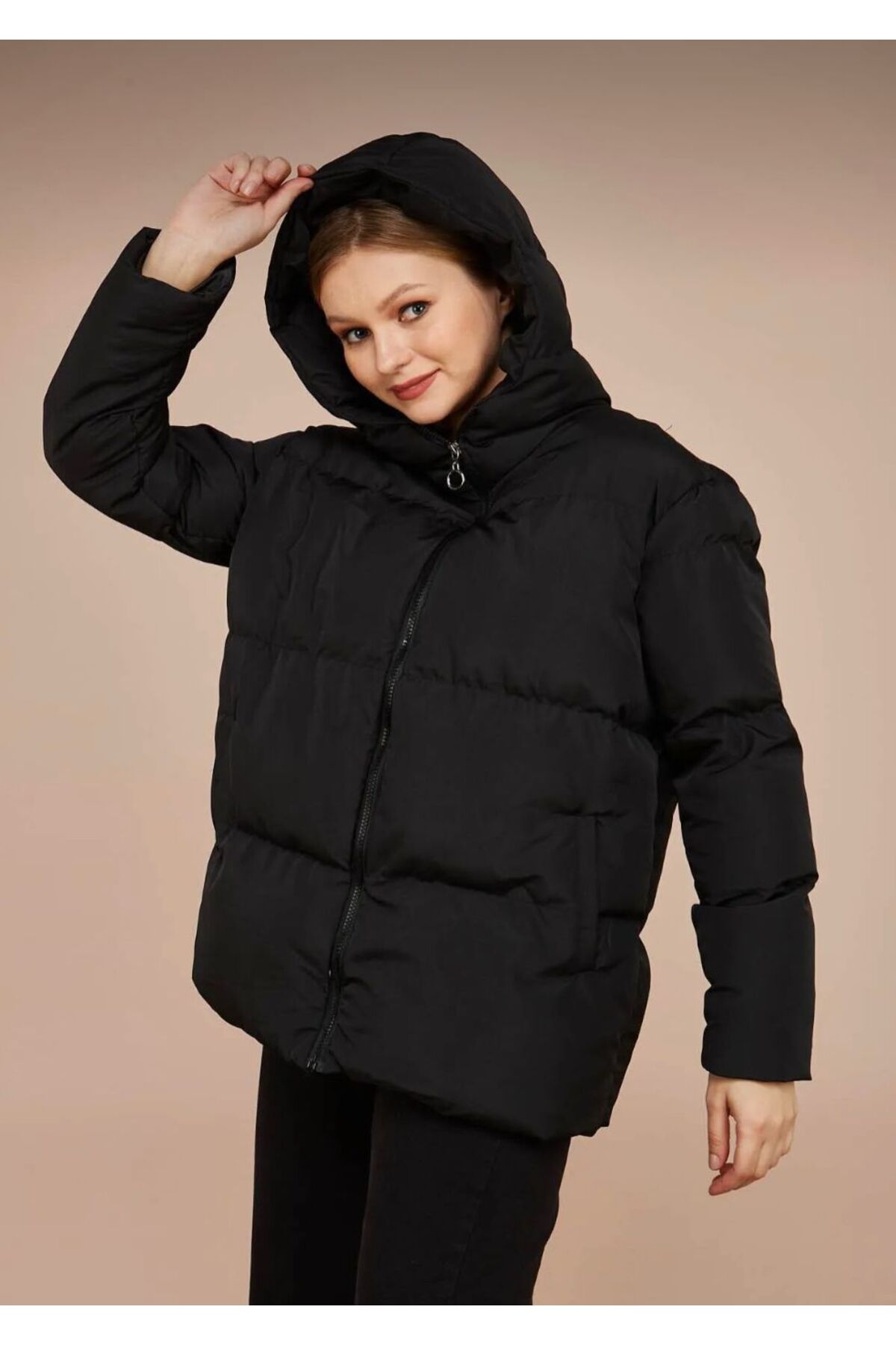 moda armanc Kadın Siyah Kapüşonlu Şişme Mont Fiyatı, Yorumları - Trendyol