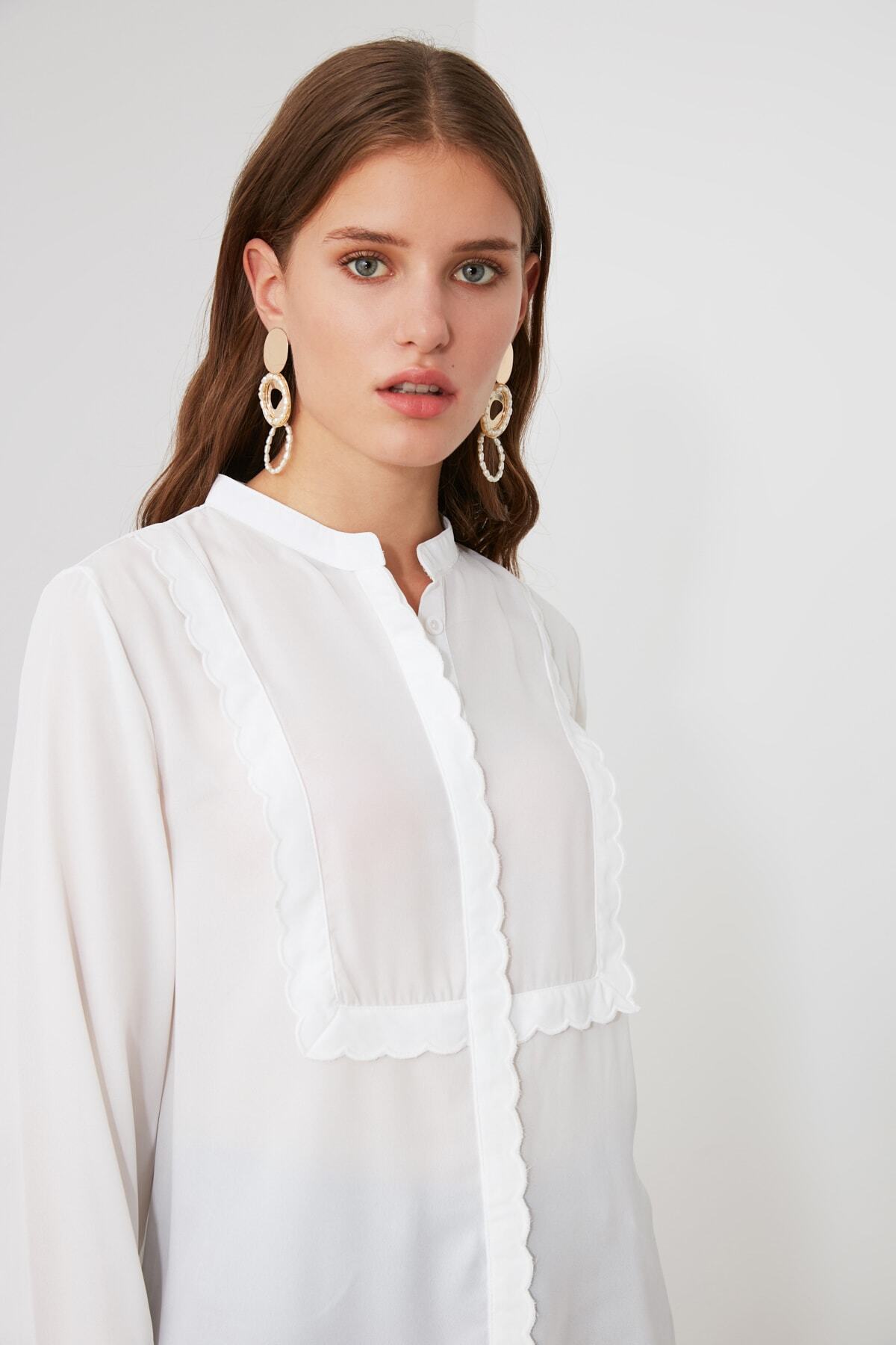 Trendyolmilla Beyaz Yaka Detaylı Gömlek TWOAW21GO0169 Fiyatı, Yorumları ...