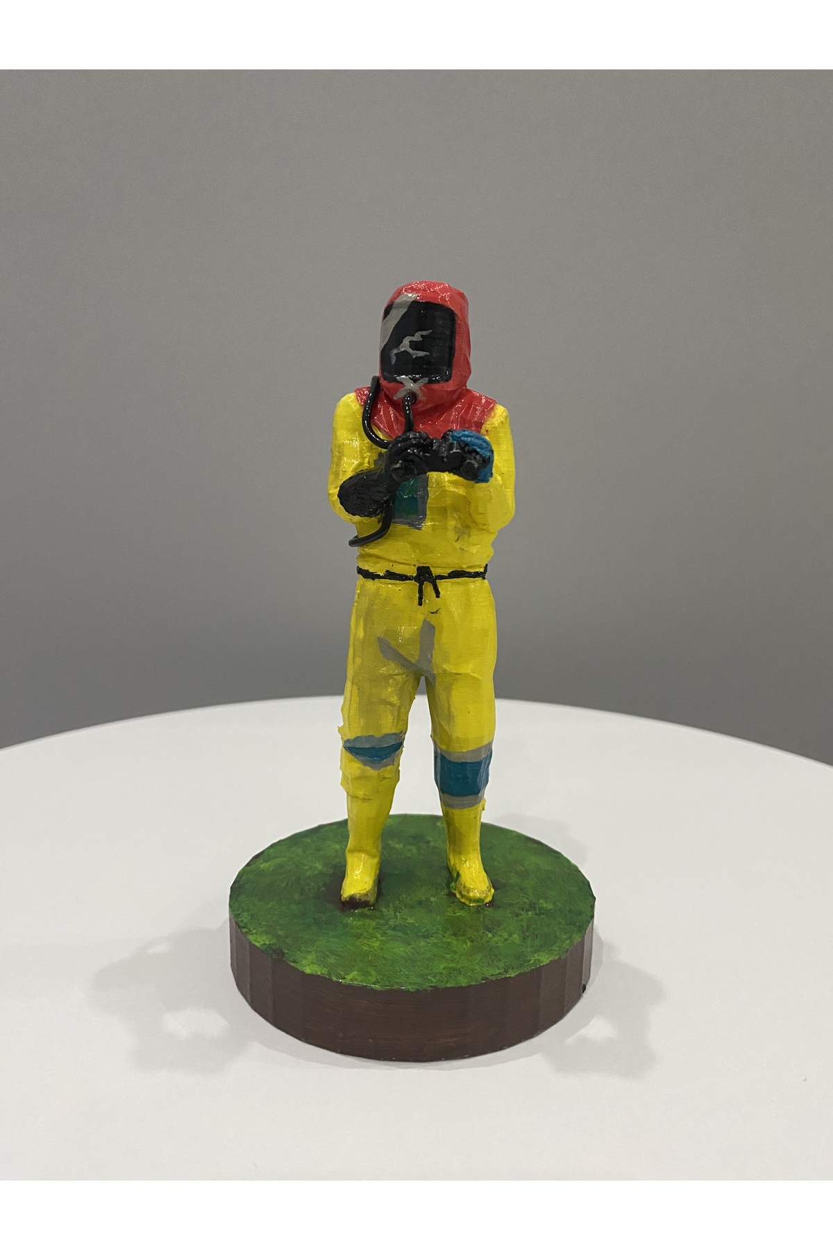 Patush Rust Hazmat Suit Figure 20cm Fiyatı, Yorumları - Trendyol