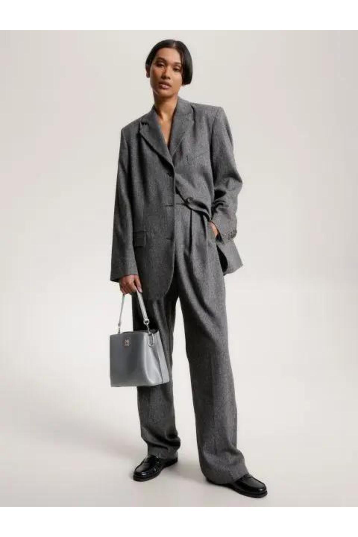 Tommy Hilfiger TH TIMELESS BUCKET Fiyatı, Yorumları - Trendyol