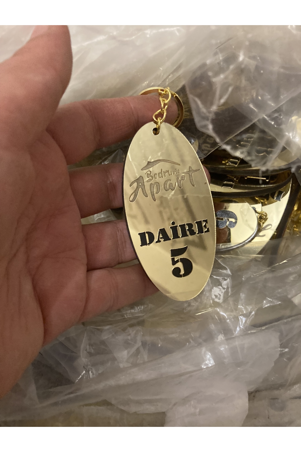 guluslazerkesim 5 ADET OTEL ANAHTARLIK TABANI KALIN SİYAH AHŞAP ÜST ...