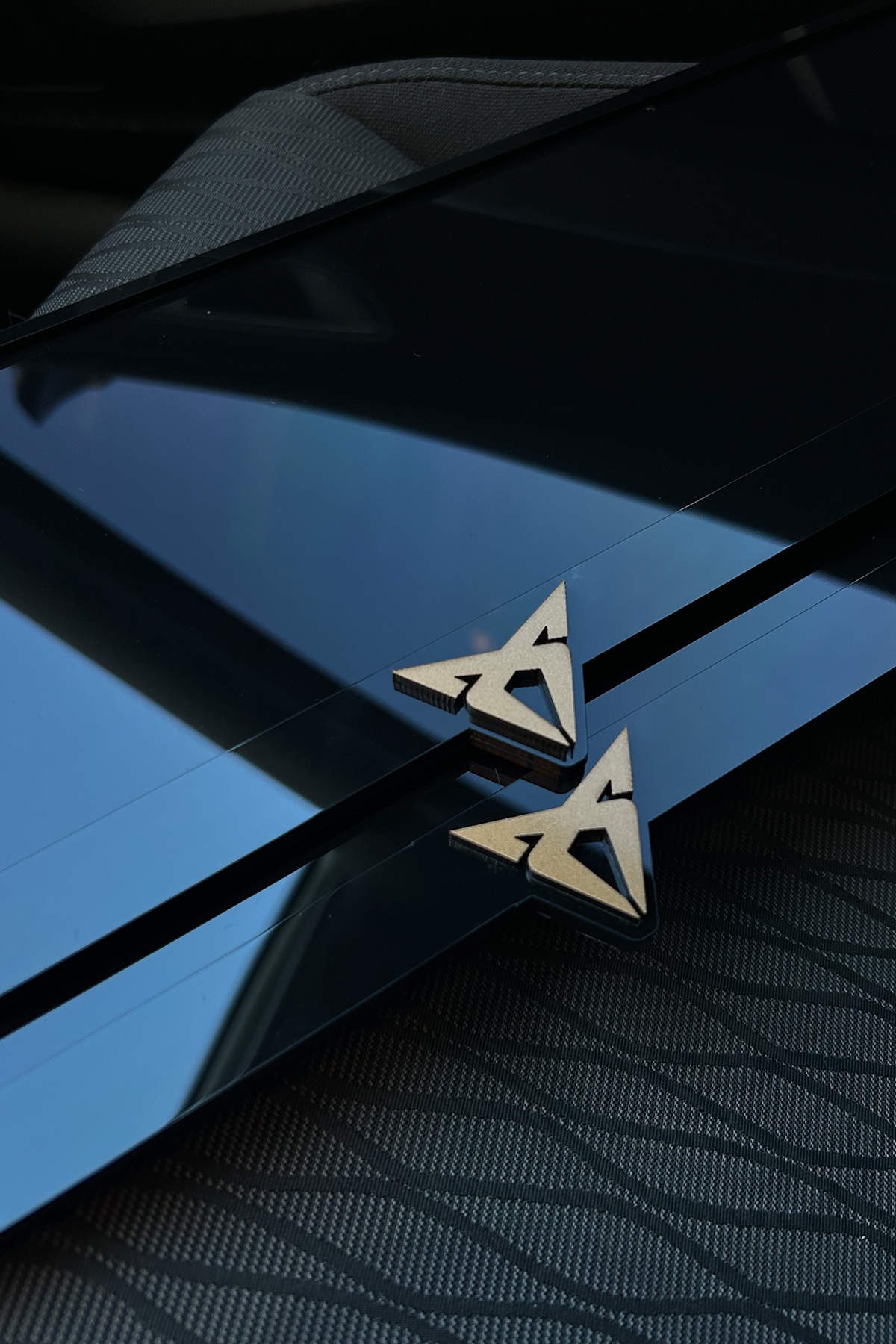Pleksimanya CUPRA Logo Bronz Ful Pleksi Plakalık (Çift) Uyumlu Fiyatı ...