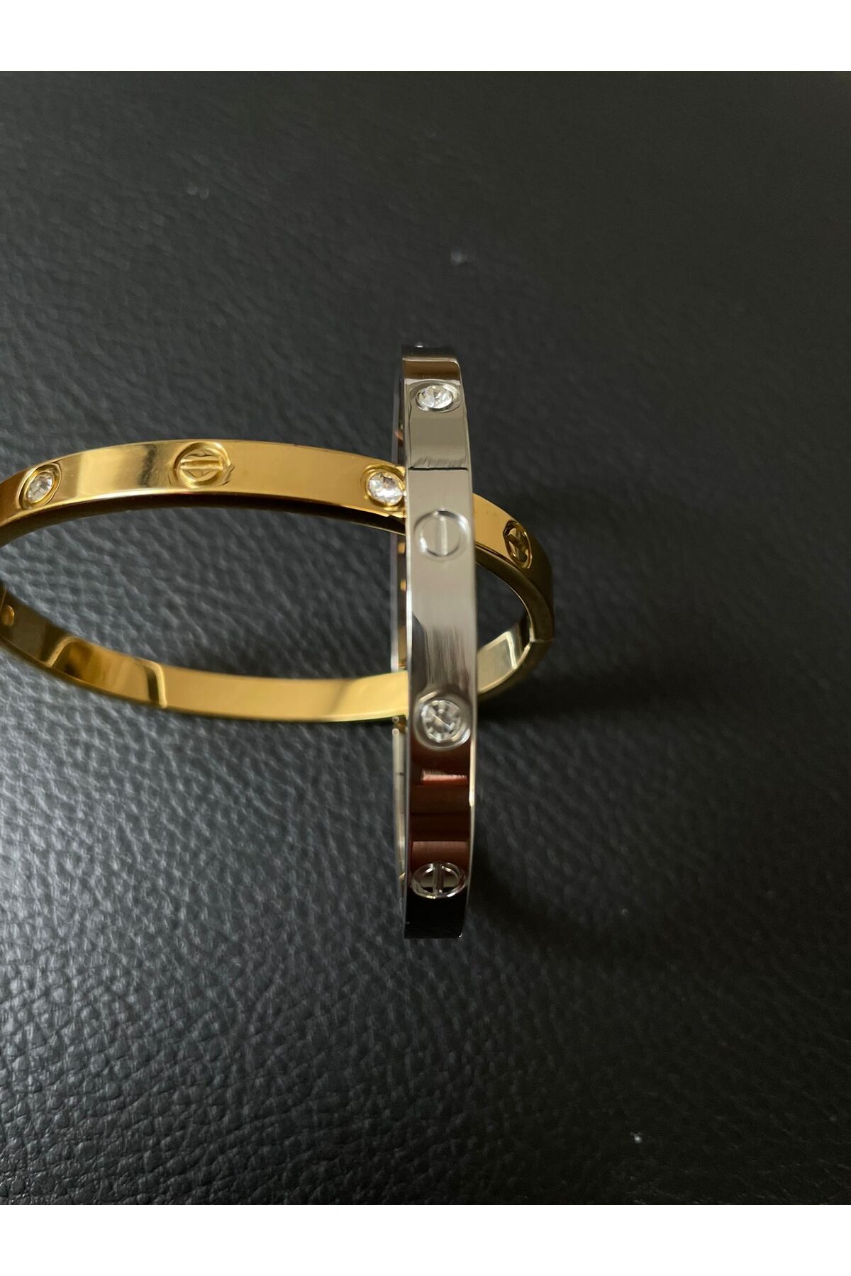 İDİL Gold Renk Taşlı Cartier Çelik Kelepçe Fiyatı, Yorumları - Trendyol