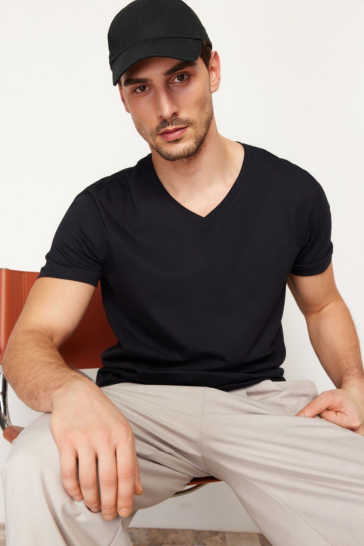 Trendyol Collection Schwarzes Basic T Shirt Für Herren Aus 100