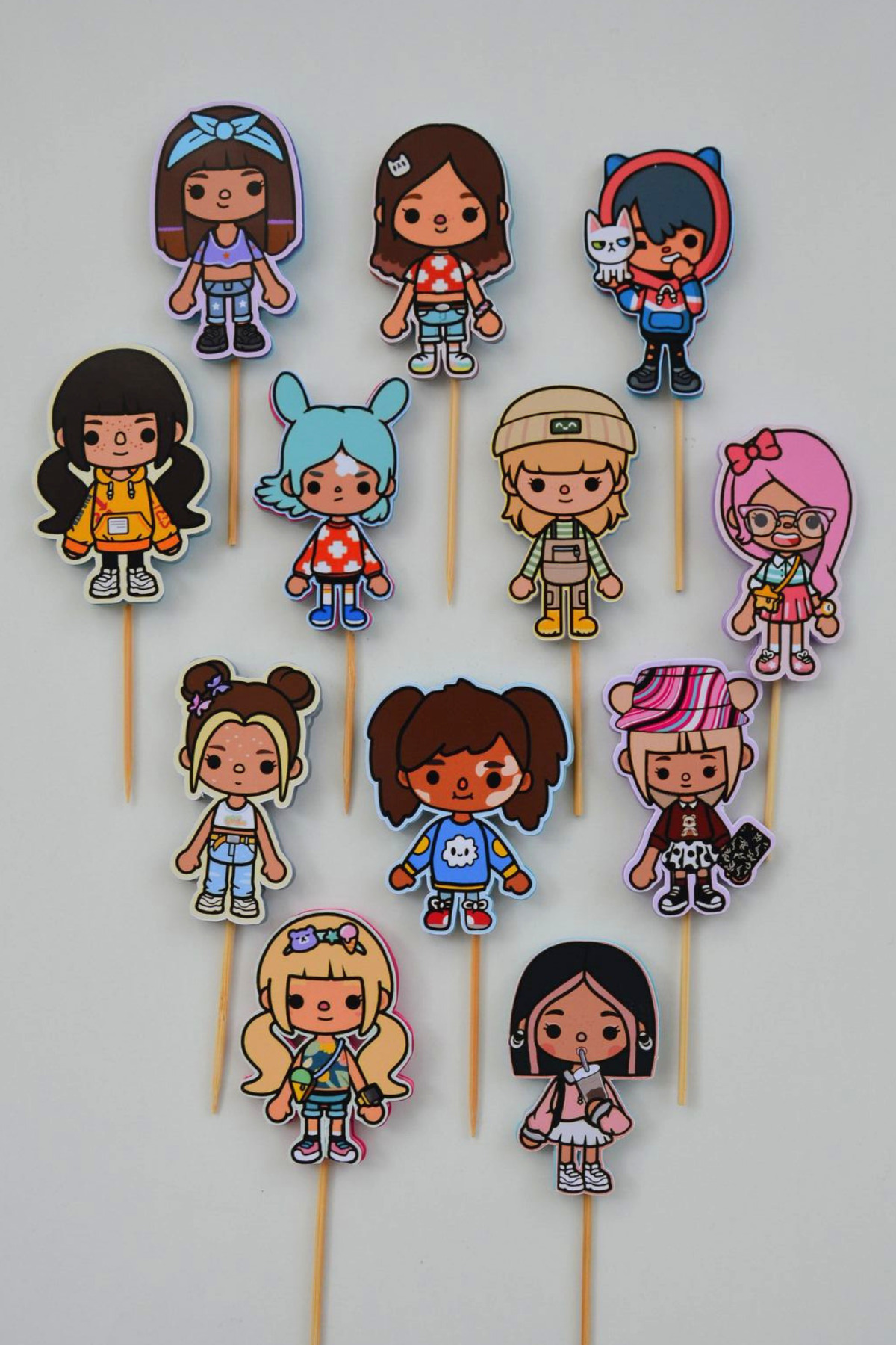 caketopper Toca Boca Karakterleri Temalı Çubuklu Doğum Günü Pasta Süsü ...