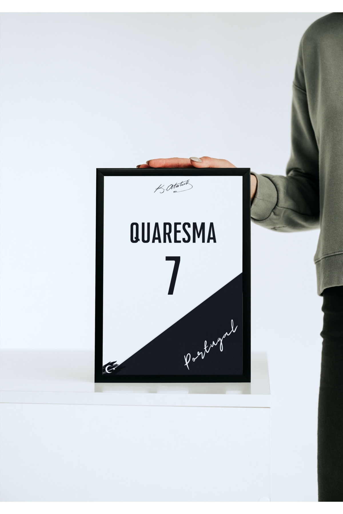 Arthopia Ricardo Quaresma Forma Çerçeveli Tasarım Poster Tablo Fiyatı ...