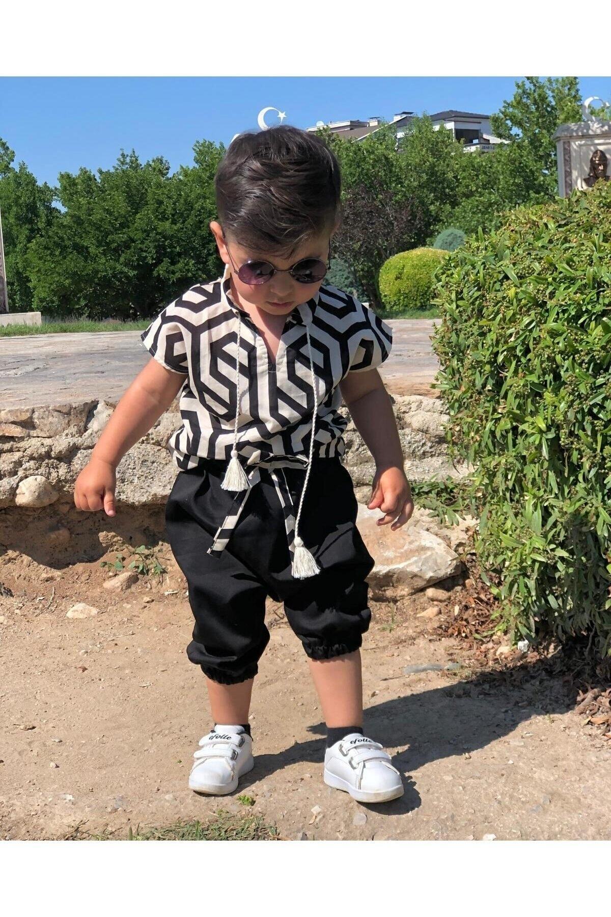 ykr design SİYAH ÇİZGİLİ ALT ÜST HAREM KAPRİ TAKIM Fiyatı, Yorumları ...