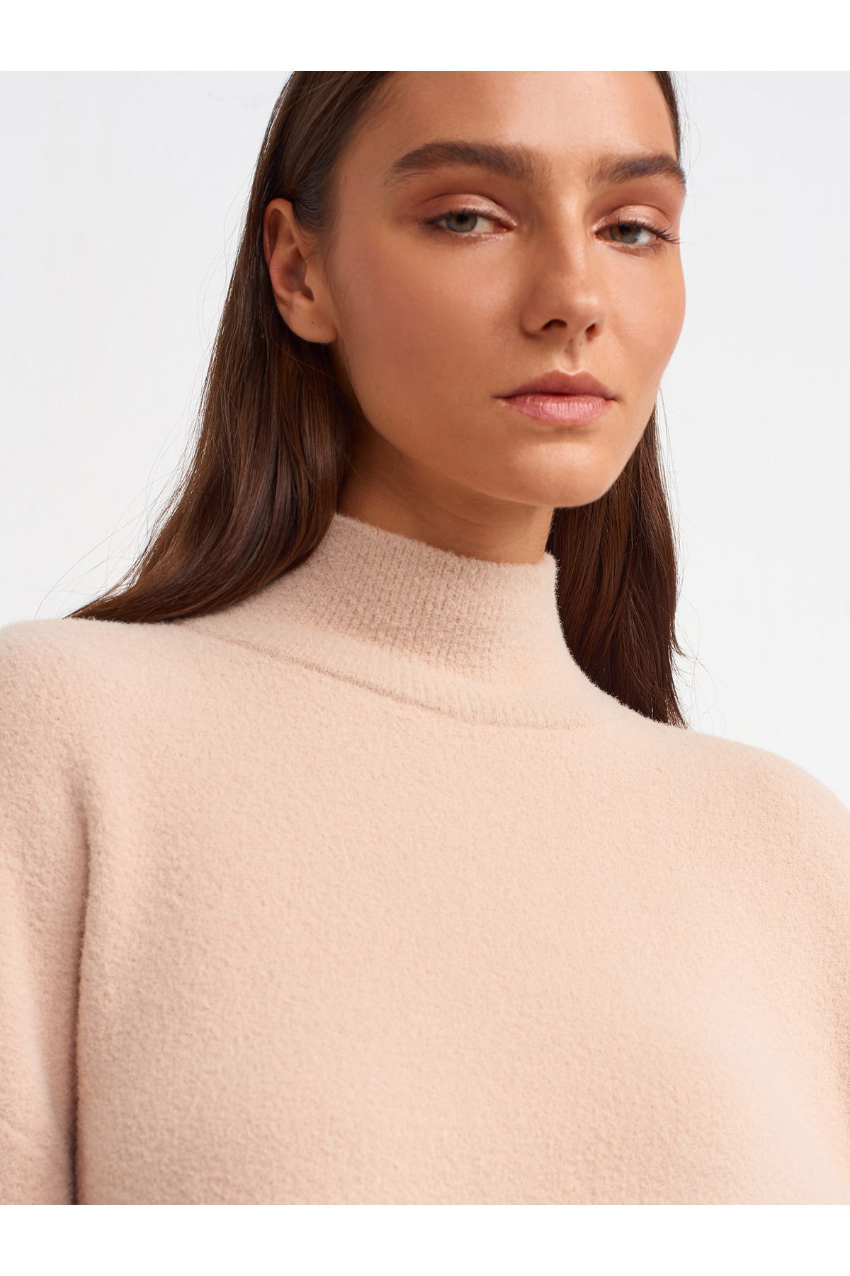 Dilvin 10483 Yumuşak Dokulu Dik Yaka Crop Kazak-Bej Fiyatı, Yorumları ...