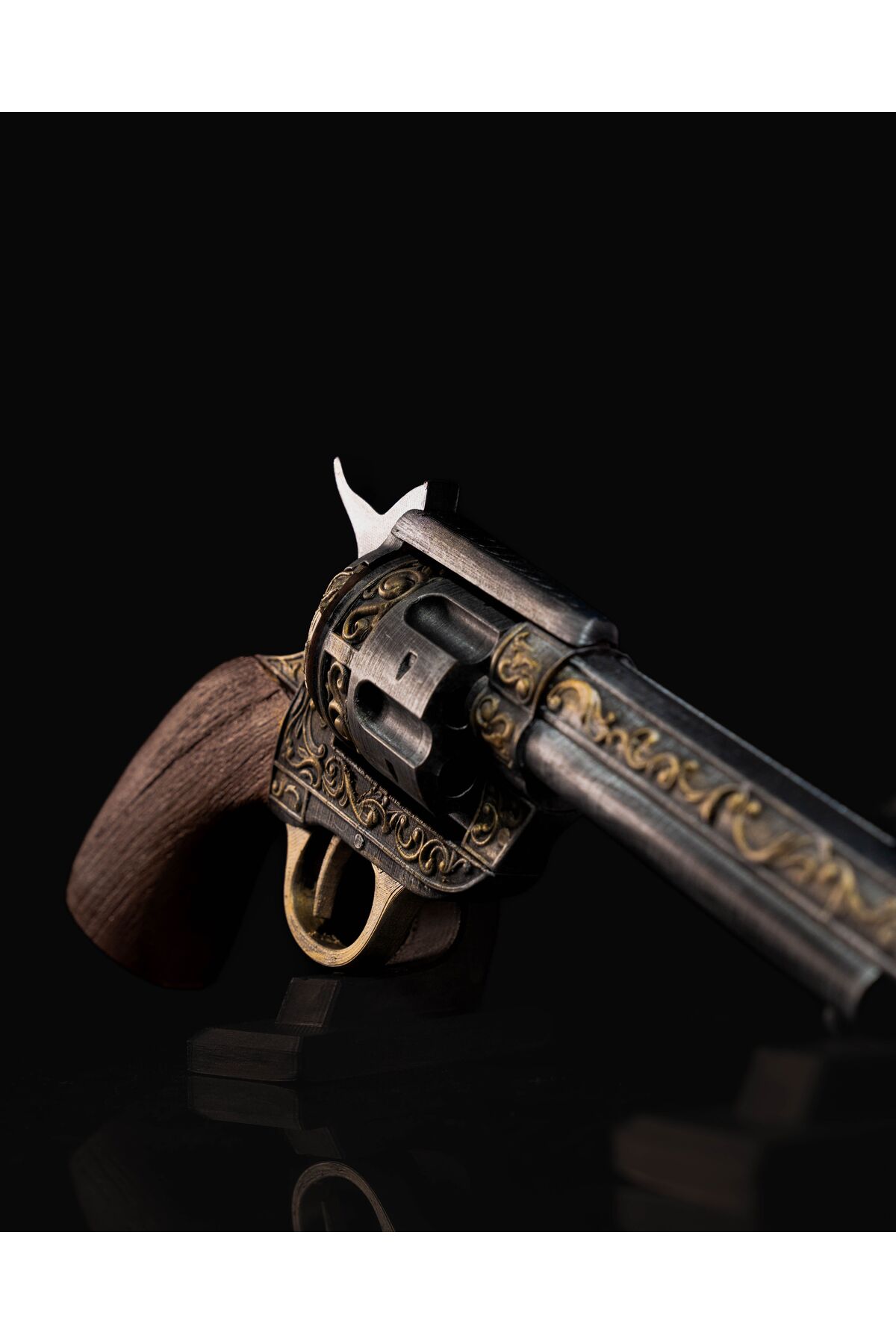 VeyernCraft Revolver Silah Süs Figürü Sergilemelik Büstlü Mesutun Silahı Revolver Silah (Boncuk ...