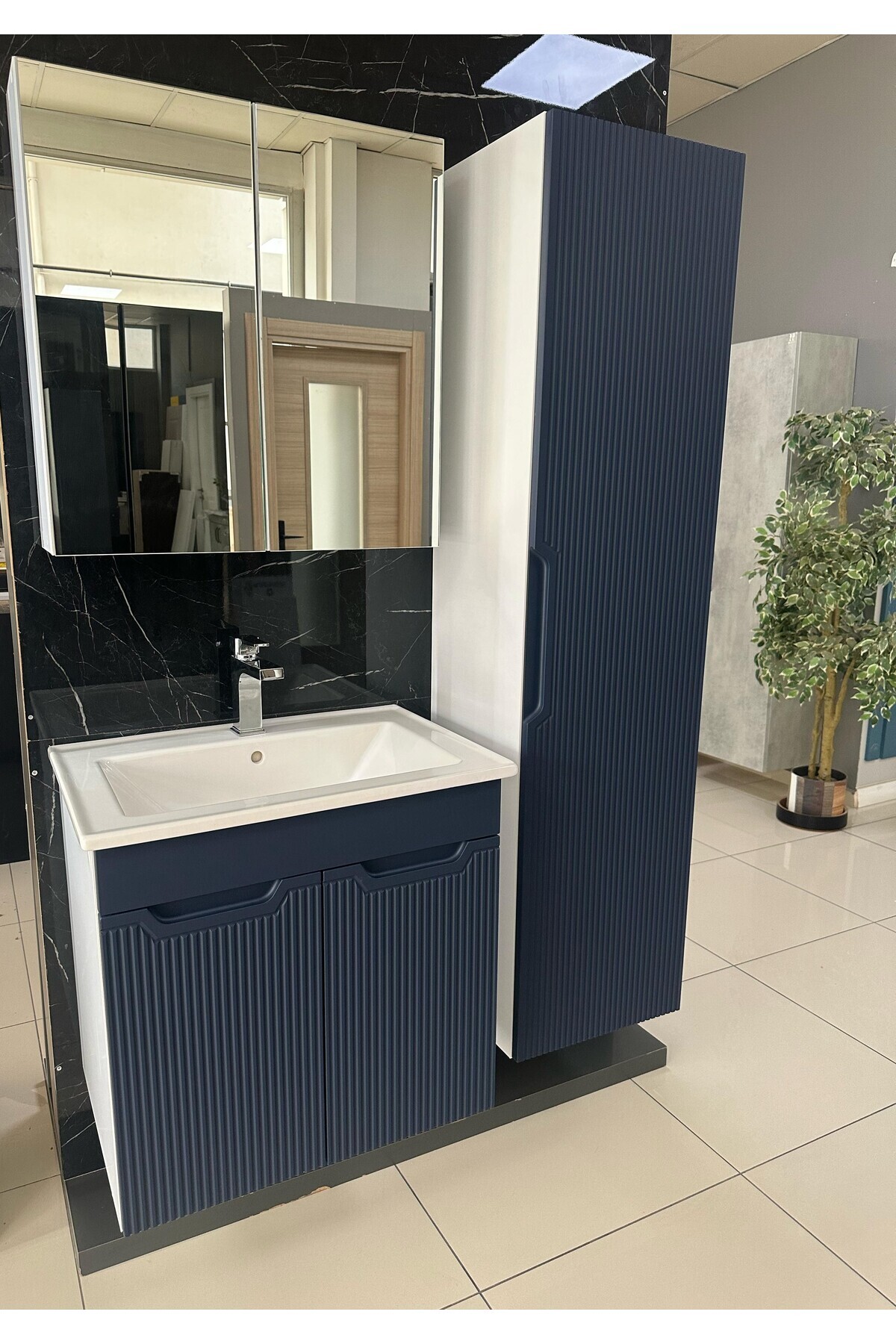 noce BANYO DOLABI AYNALI CNC İŞLEMELİ MEMBRAN KAPAKLI 65 cm Fiyatı ...