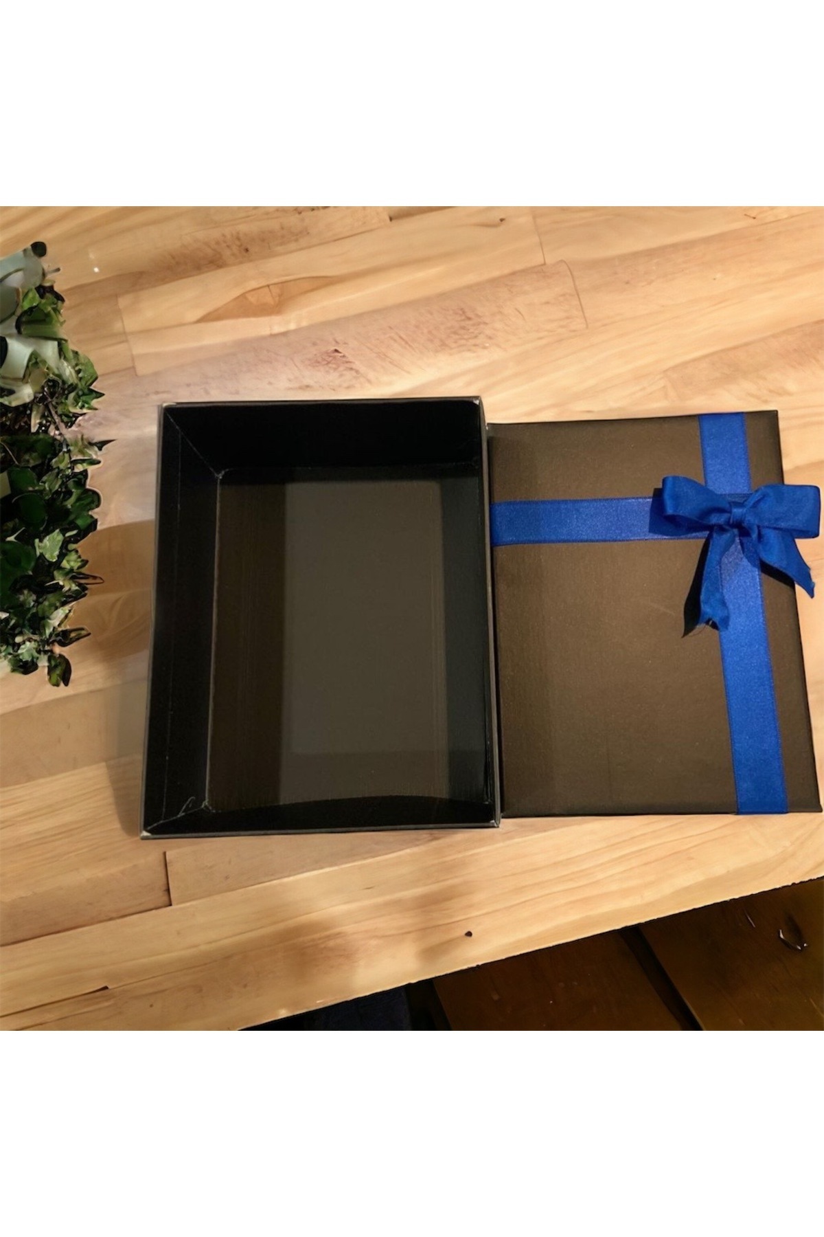 SKY UP Mavi Kurdeleli Siyah Hediye Kutusu Fiyatı, Yorumları - Trendyol