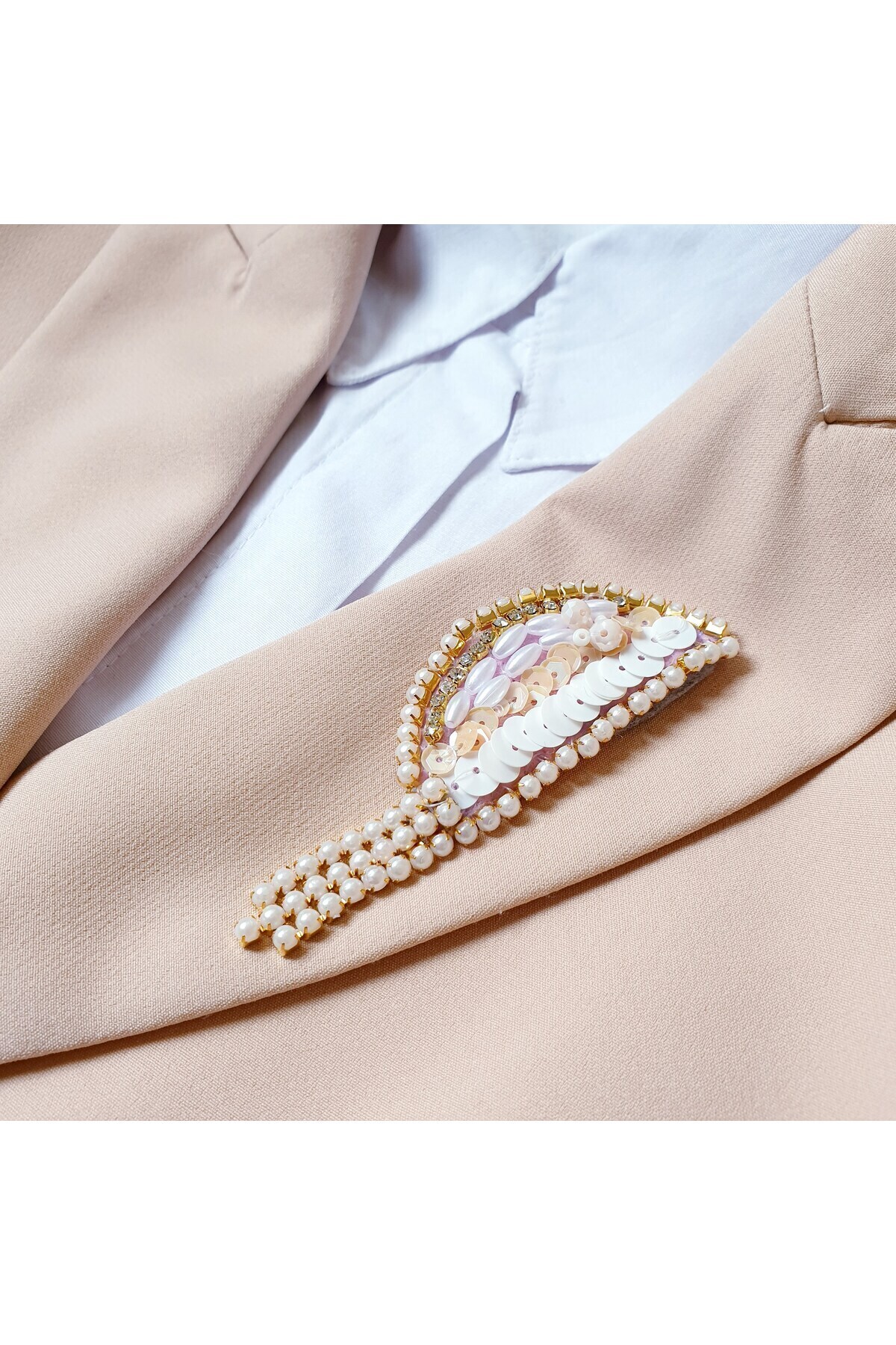 Pegu LUX Broş Taşlı Yaka Süsü,Yaka Çiçeği,Yaka Brosu,Yaka Aksesuarı ...