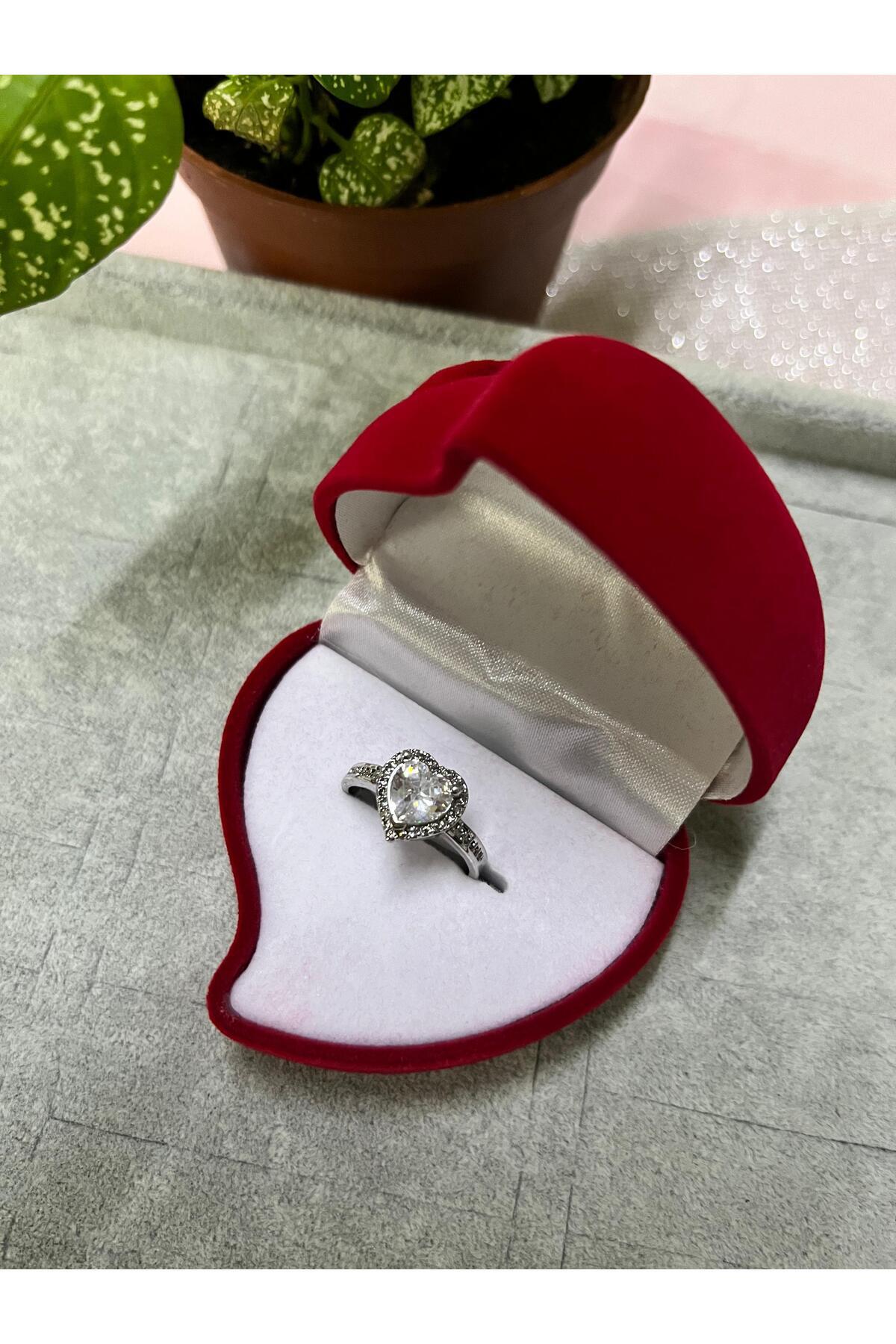 Sepetten Eve Kalpli Kutuda Kalpli ayarlanabilir ciddi ilişki yüzüğü ...