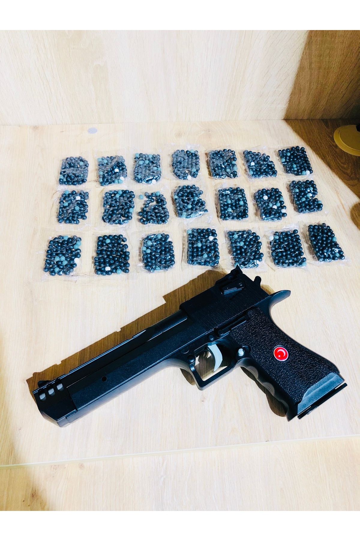 PeriYedi Büyük Boy 30x15 Cm Şarjörlü Boncuklu Plastik Silah 1 adet 21 ...