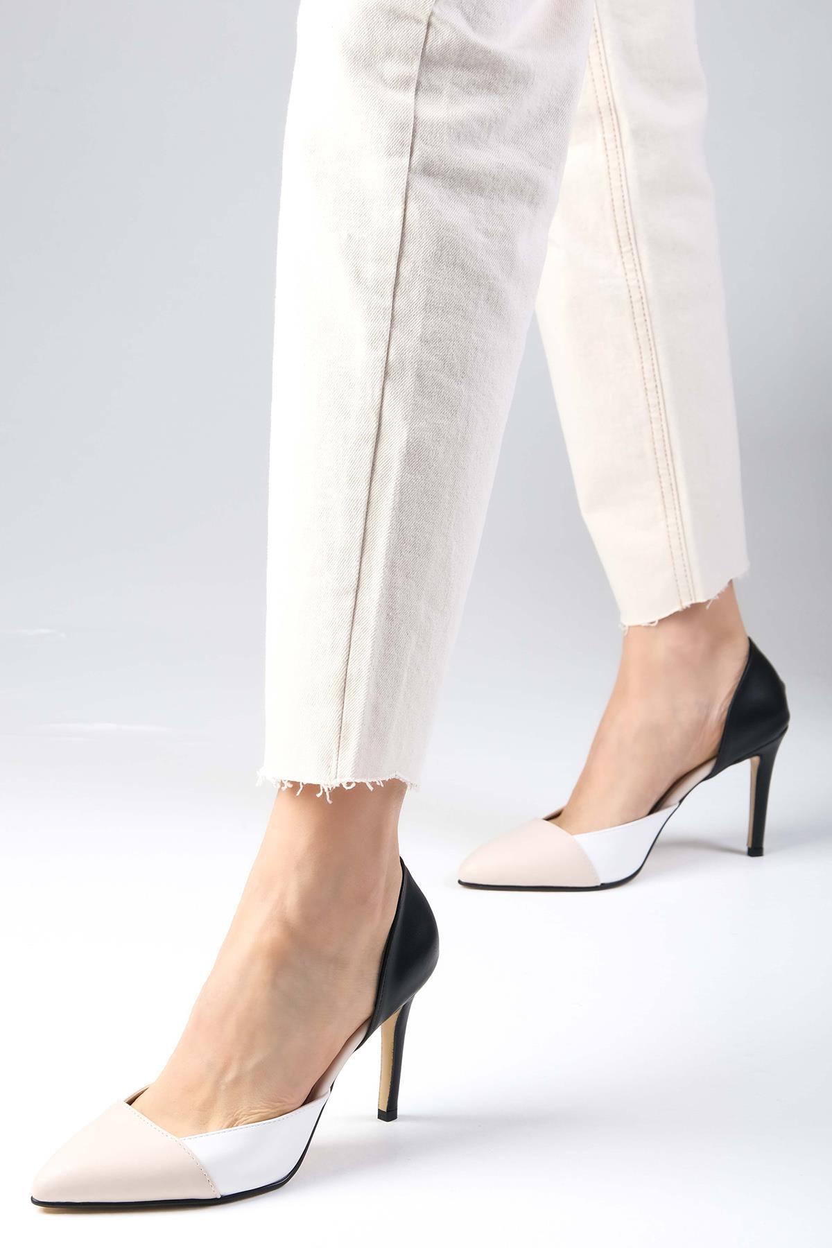 Mio Gusto Pantofi de damă cu toc stiletto în combinație de culori nud ...