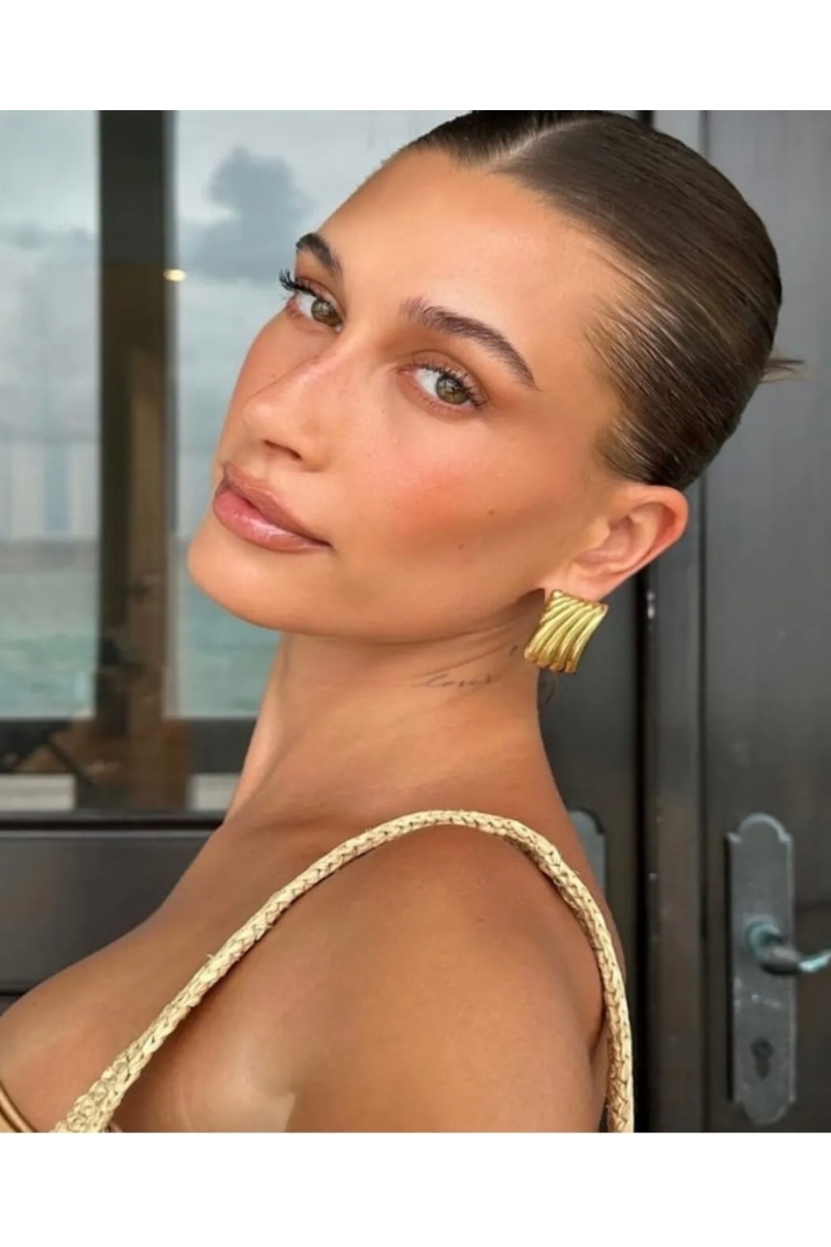 The Nest Hailey Tırtıklı Küpe Fiyatı, Yorumları - Trendyol