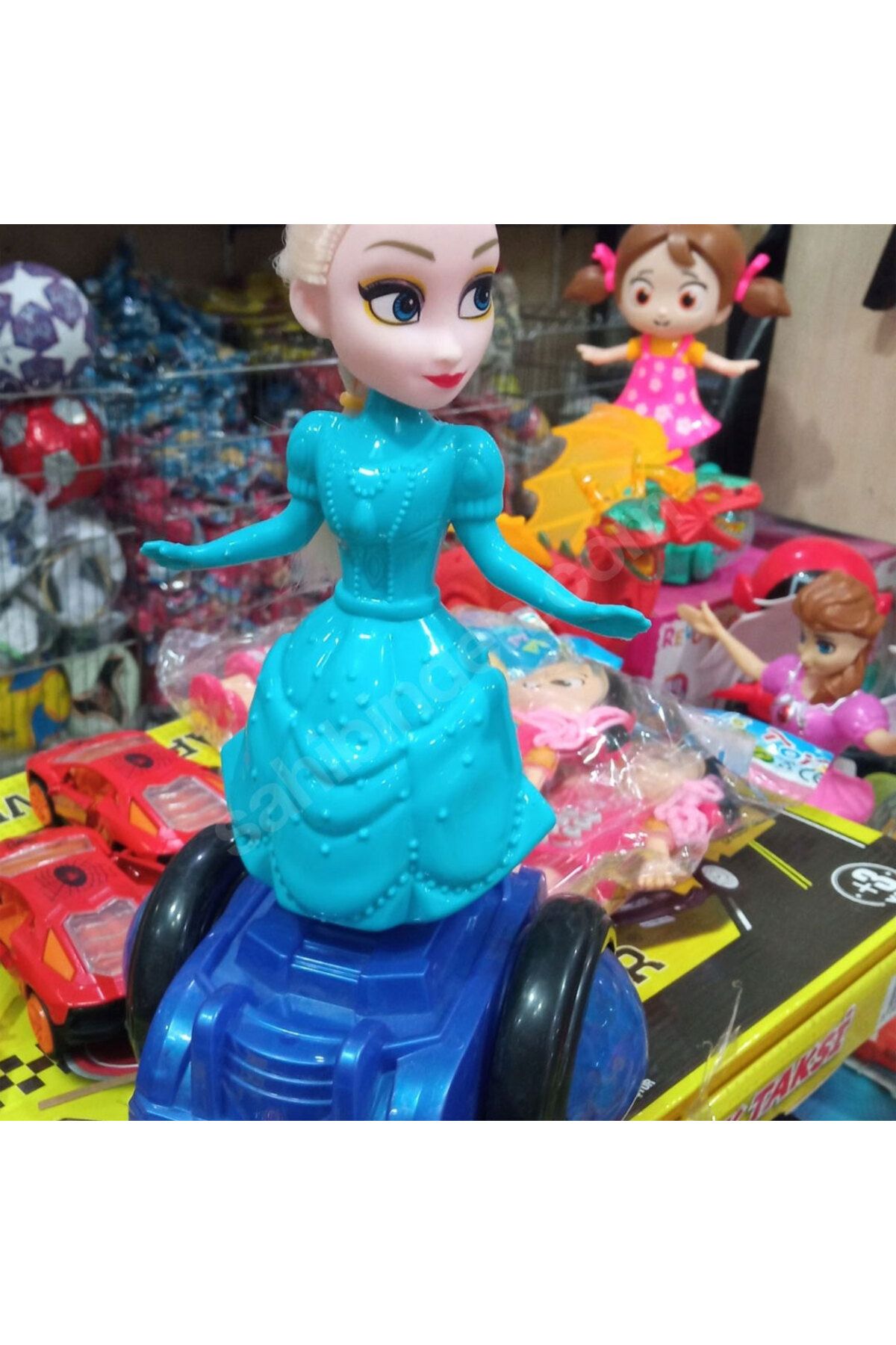 Genel Markalar Frozen Karlar Ülkesi Cincire Binen Müzikli ve Sesli Elsa ... Genel Markalar Frozen Karlar Ülkesi Cincire Binen Müzikli ve Sesli Elsa ...