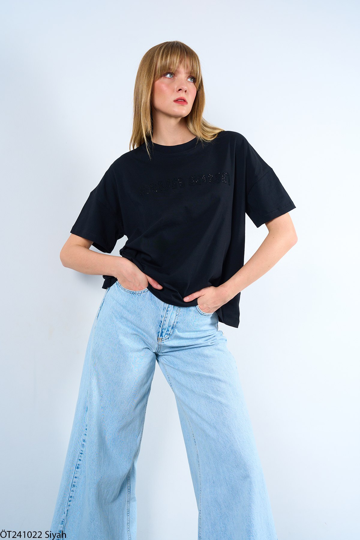 binoi butik Kadın Beyaz Bisiklet Taş Baskılı Oversize Tshirt Fiyatı ...