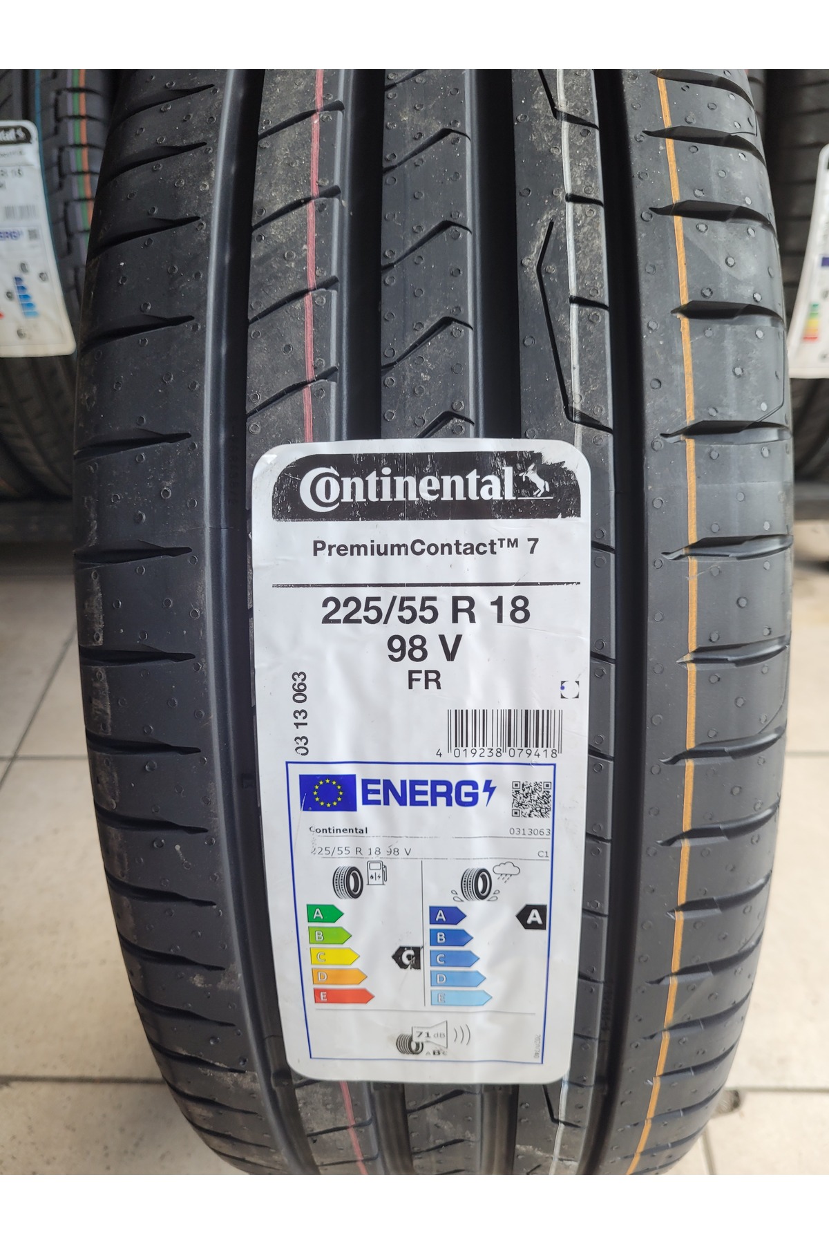 Continental 225/55R18 Continental Premium Contact7 98V FR Set Olarak (4 Adet ) 2024 ÜRETİM ...