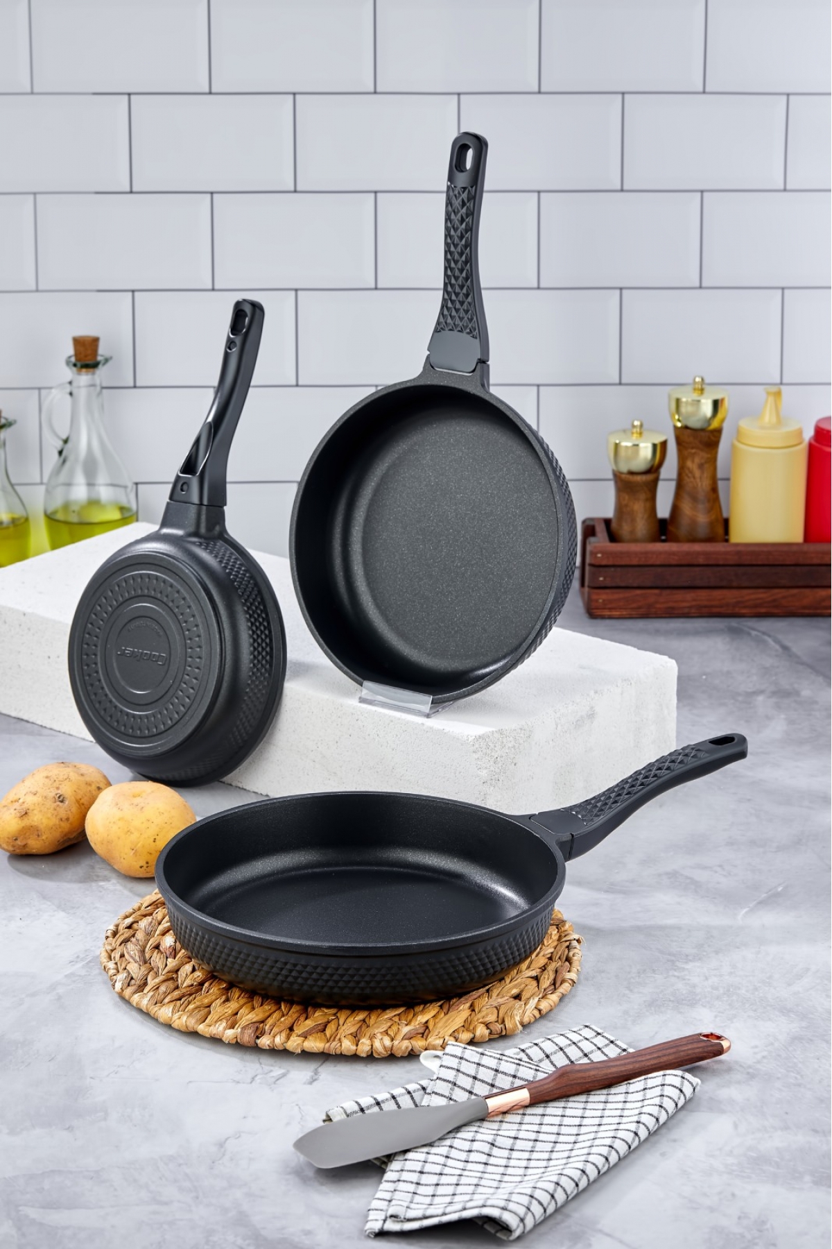 Cooker Granit Döküm Tava Seti 3'lü (20-24-28)-SİYAH Fiyatı, Yorumları ...