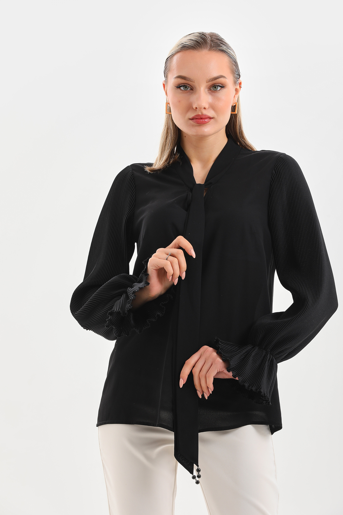 Loom Boutique Kadın Büyük Beden Kravat Yaka Plise Kollu Bluz B0044 ...